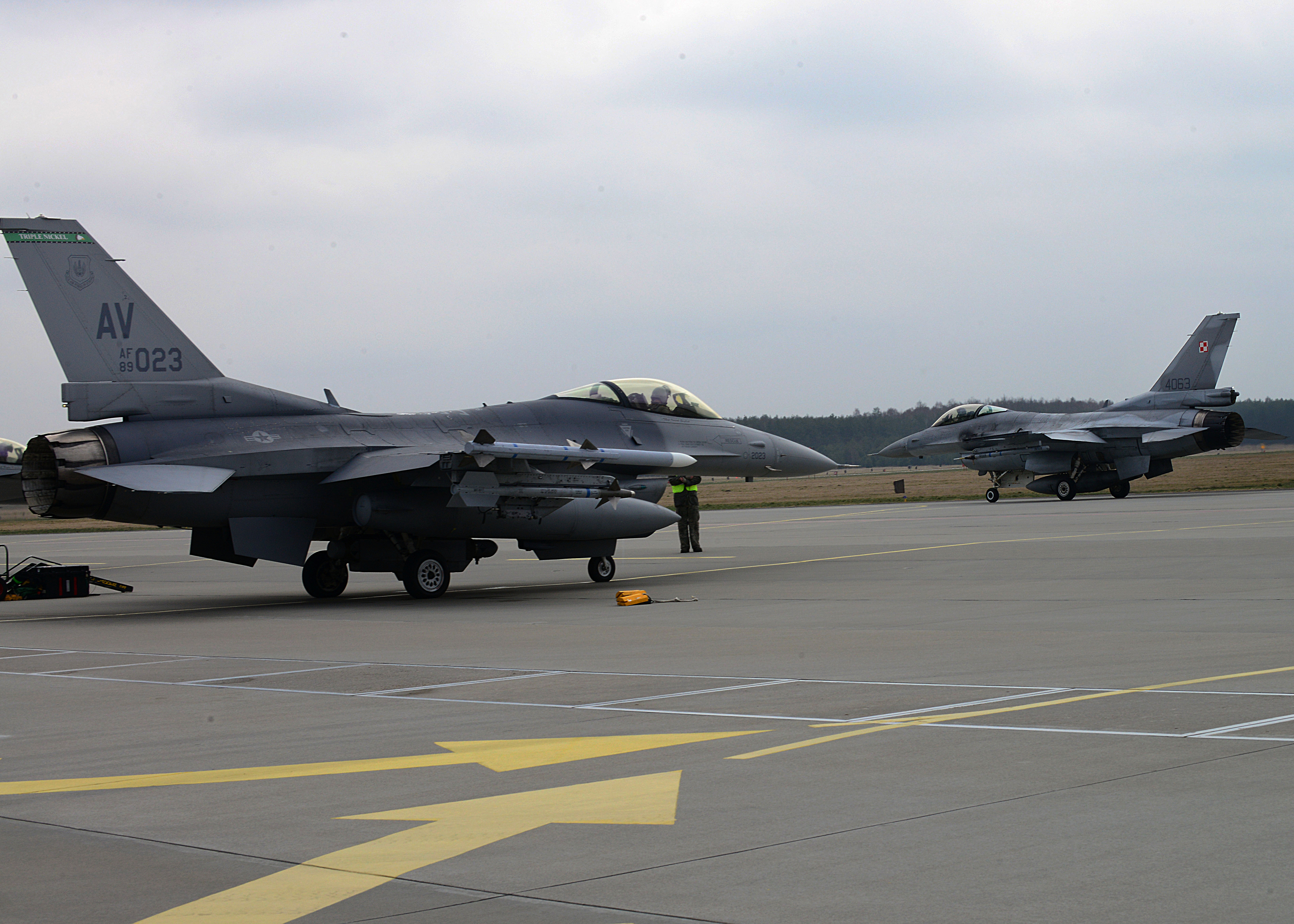 555th FS begins flying in Poland