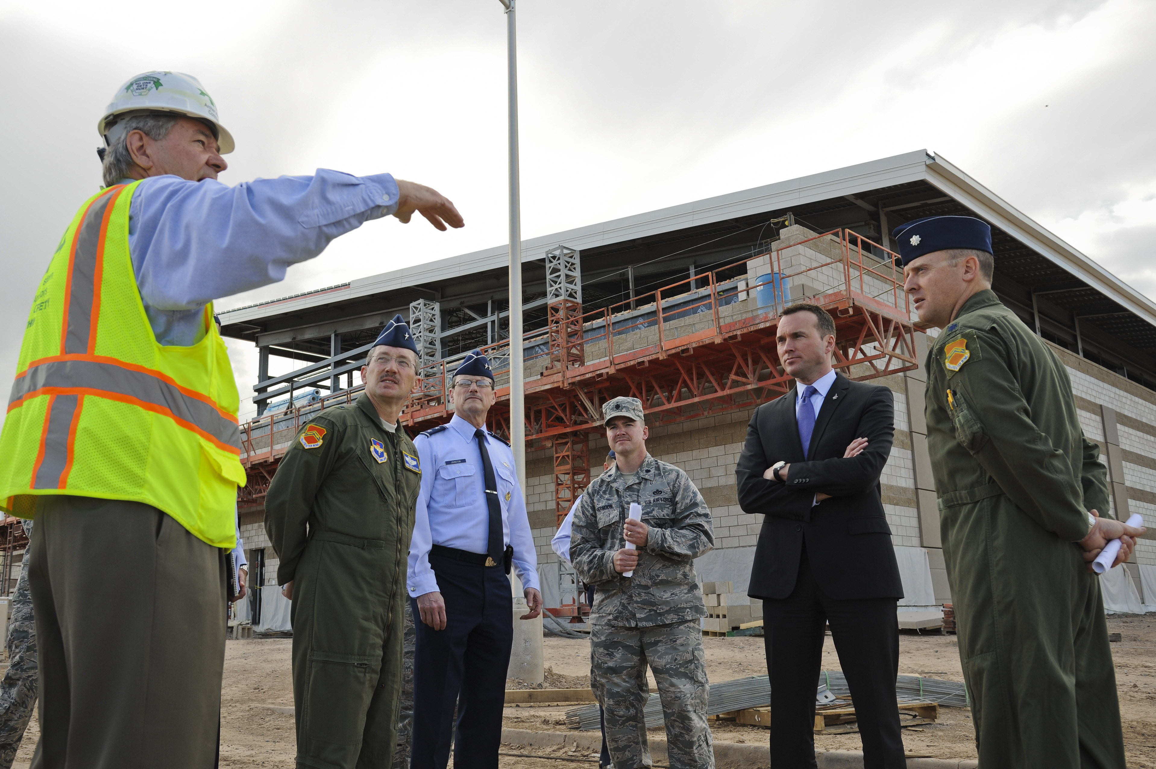Governor Brewer, Undersecretary Fanning headline F-35 JSF unveiling at ...
