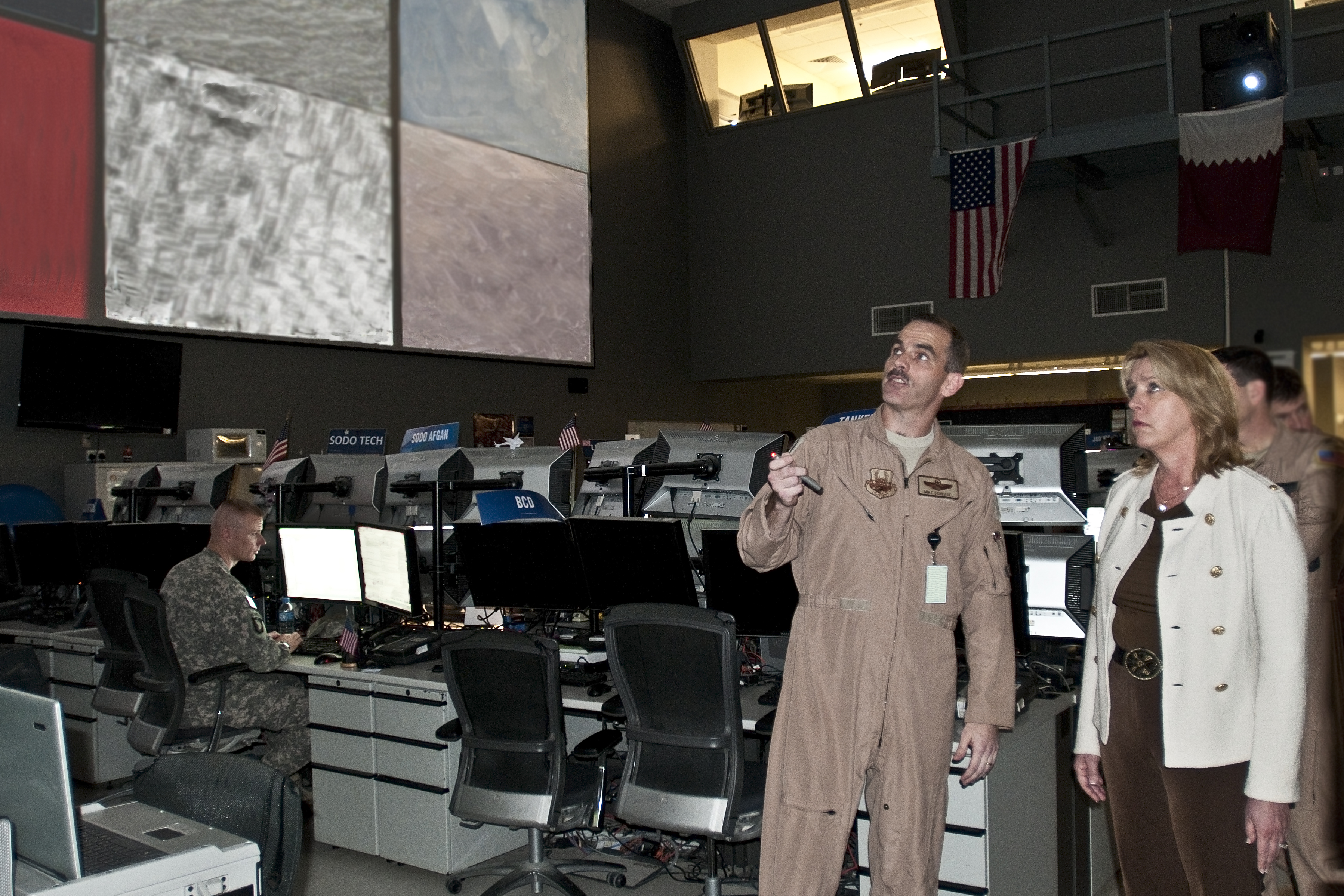 SecAF tours AFCENT CAOC > U.S. Air Forces Central > News