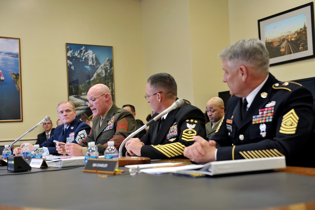 SE NCOs Testify