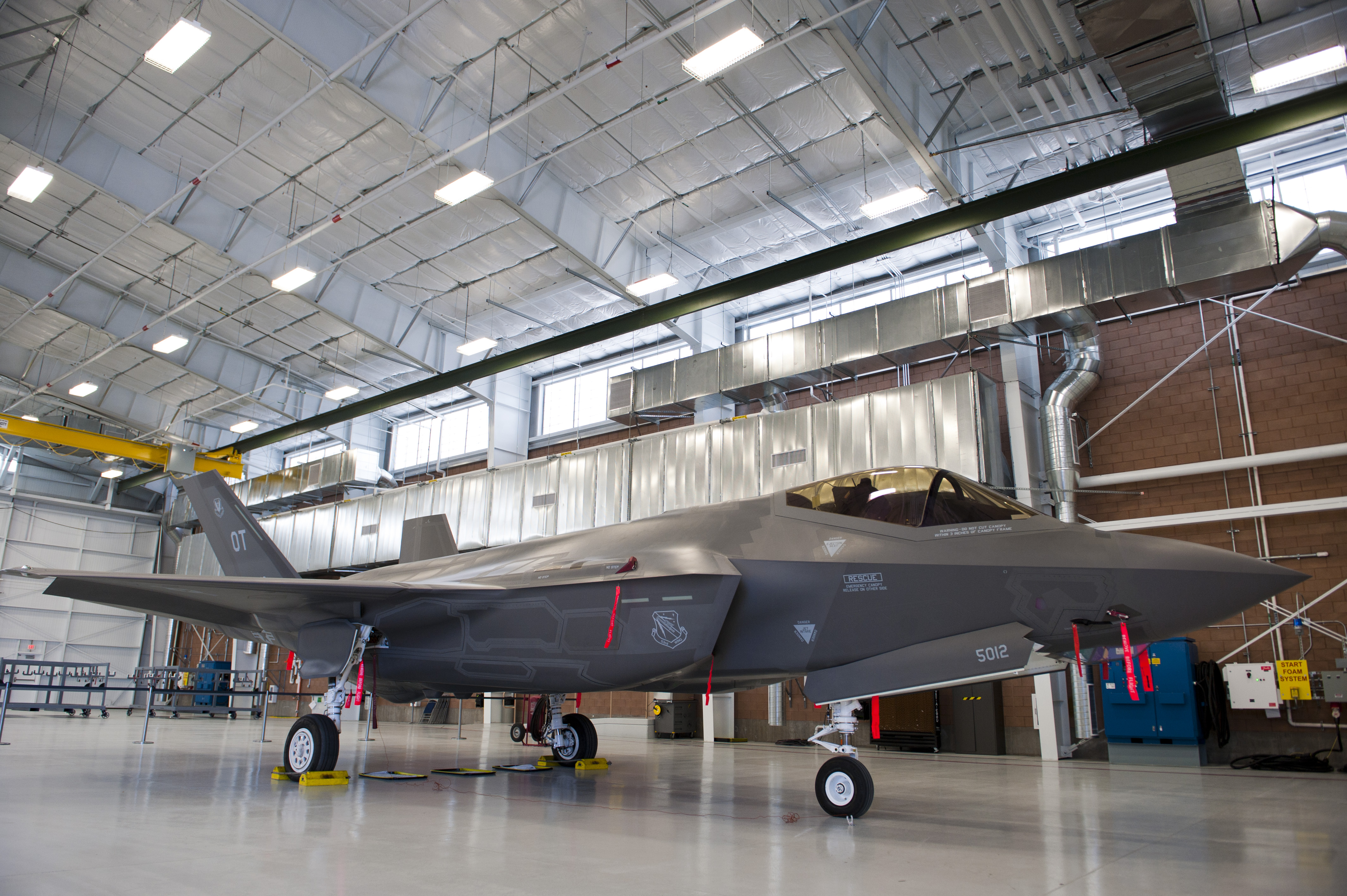 New Lightning AMU officially opens > Nellis Air Force Base > News