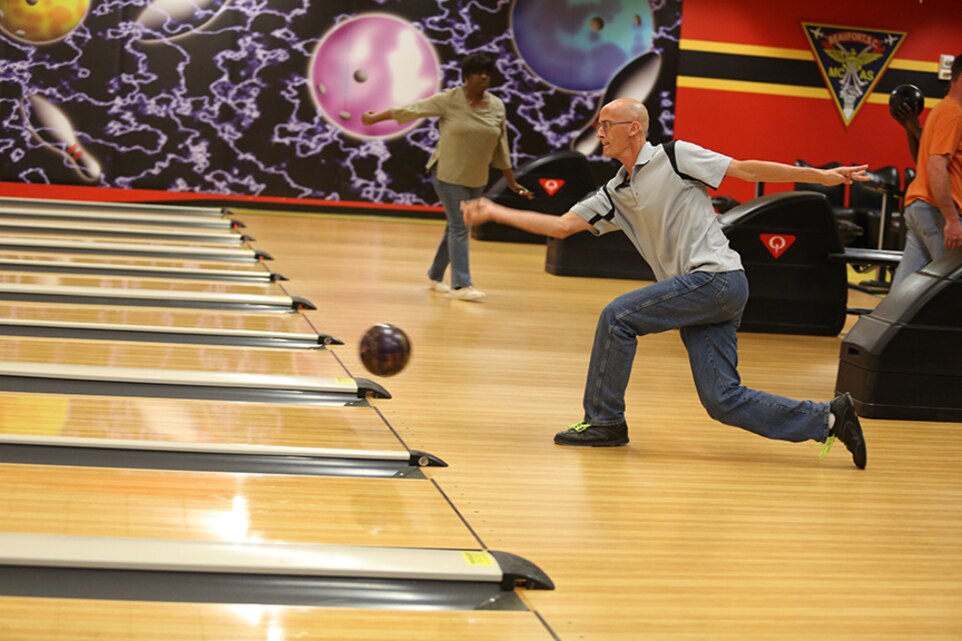 300: Rise of bowler > United States Marine Corps Flagship > News Display