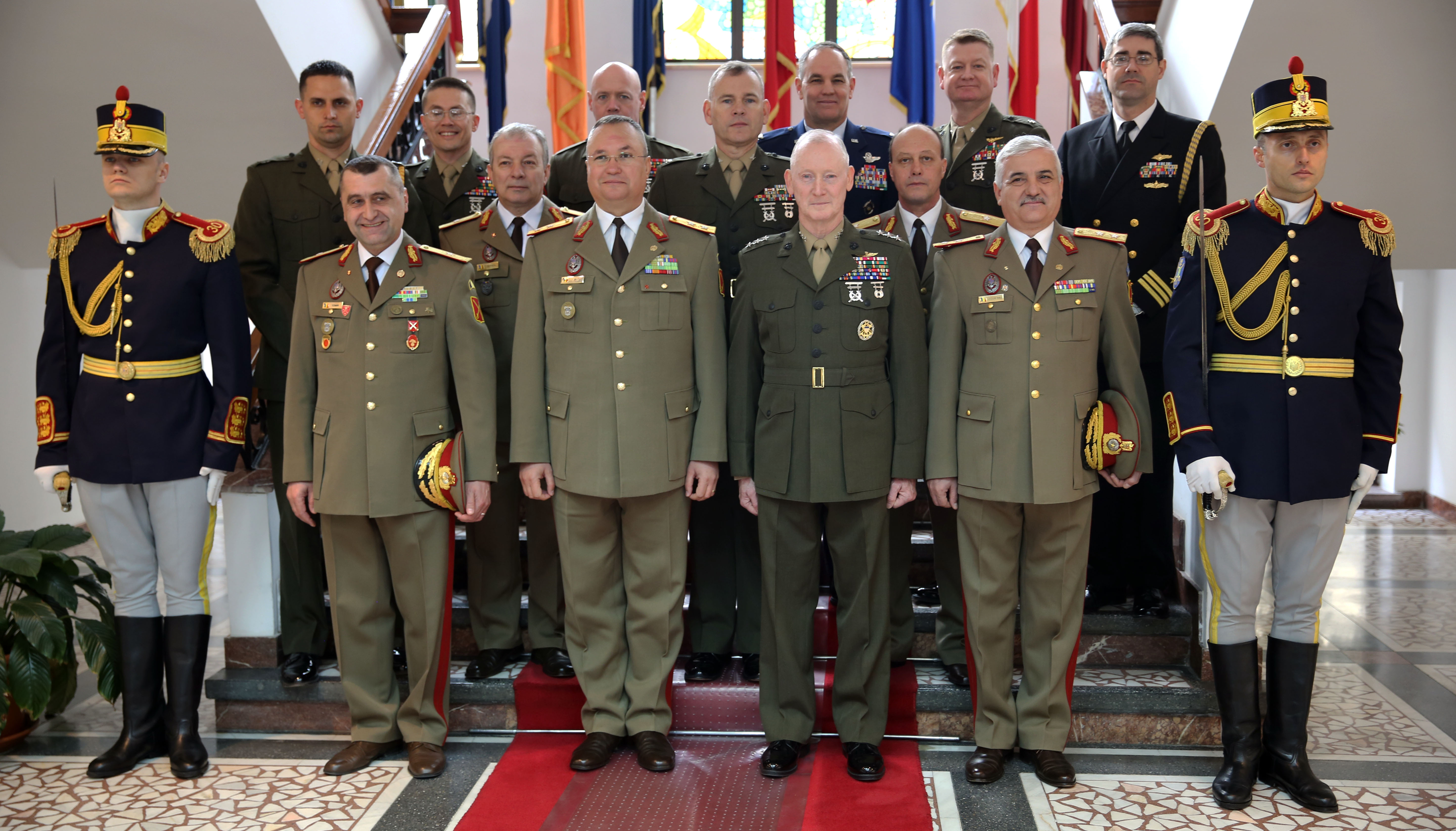 Lt. Gen. meets with Romanian military officals, U.S. Marines