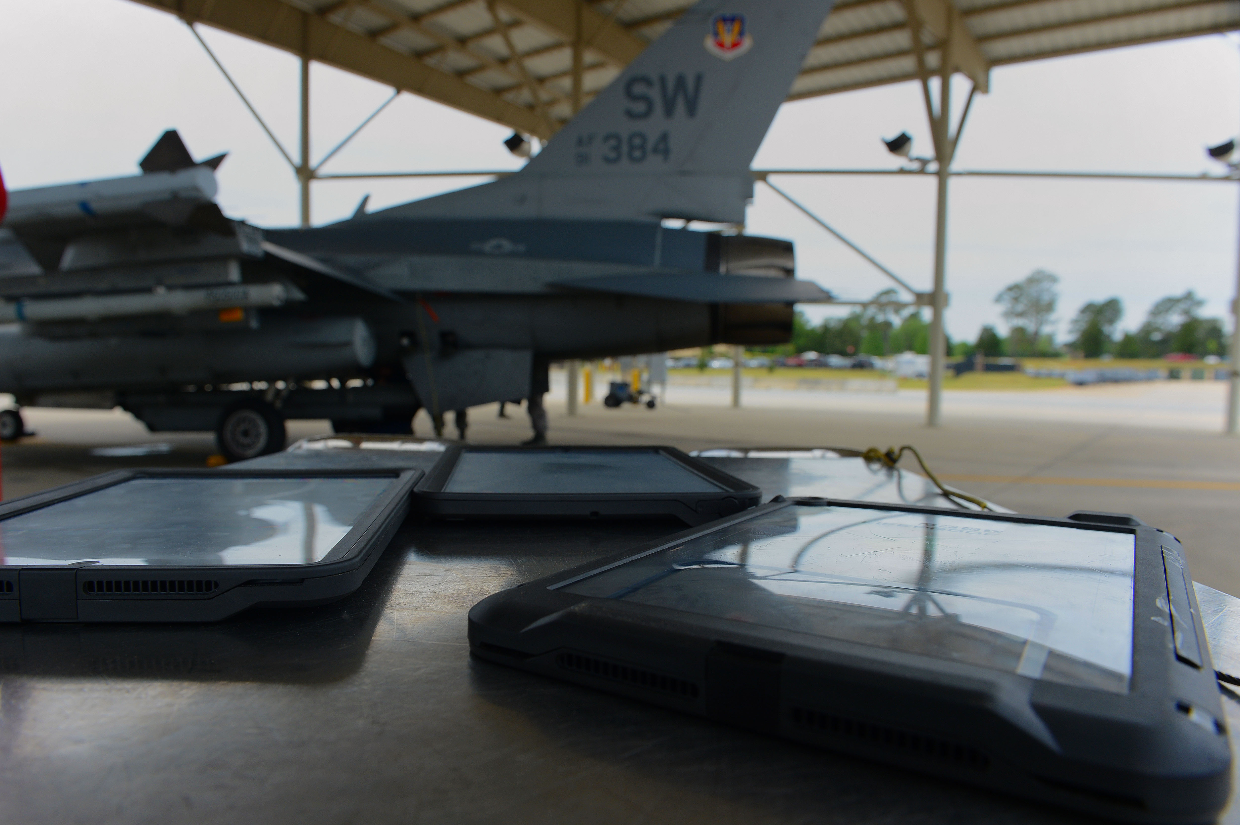 Tablet technology to aid maintenance Airmen > Shaw Air Force Base ...