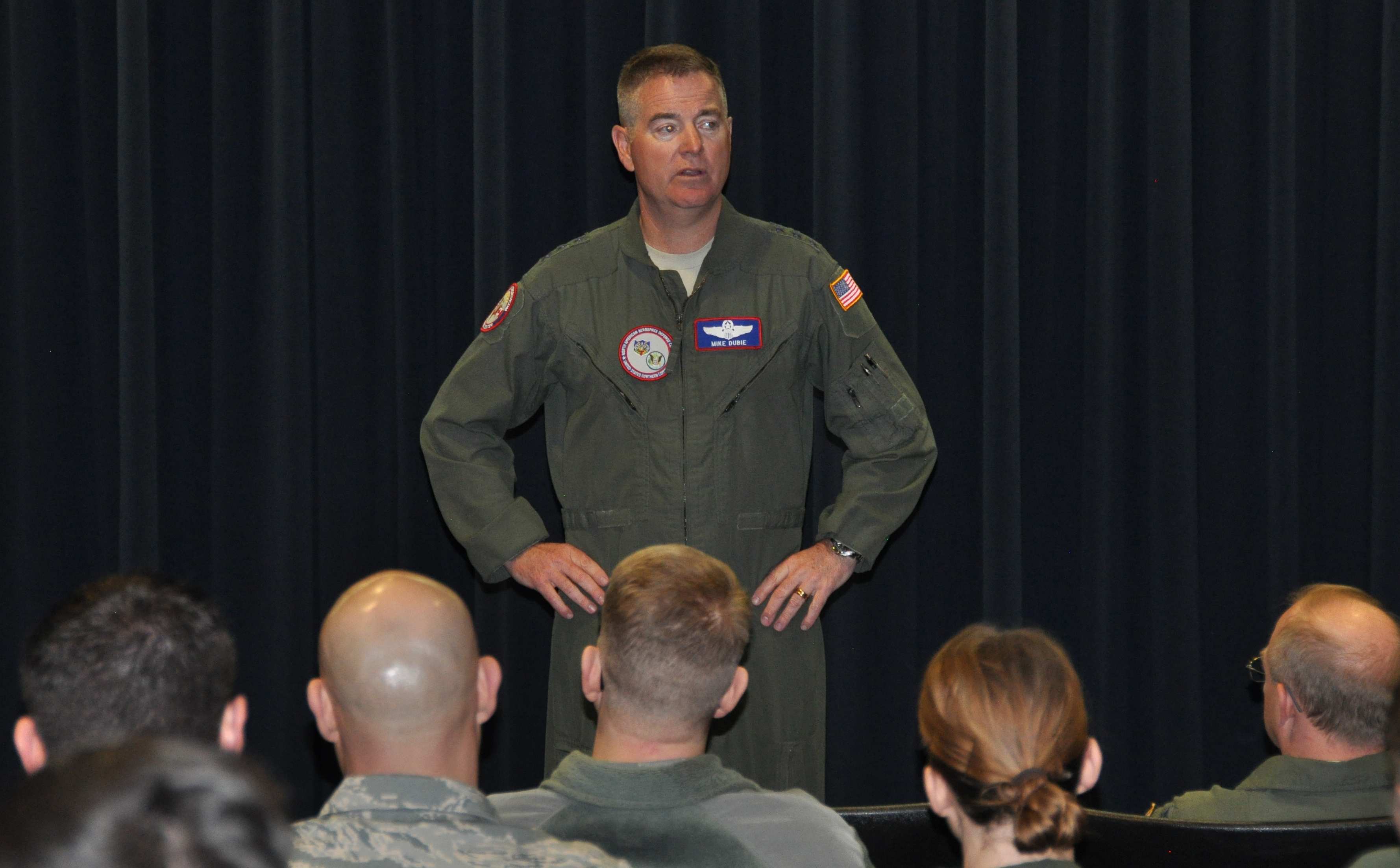 U.S. Northern Command deputy commander visits Reserve wing > 302nd ...