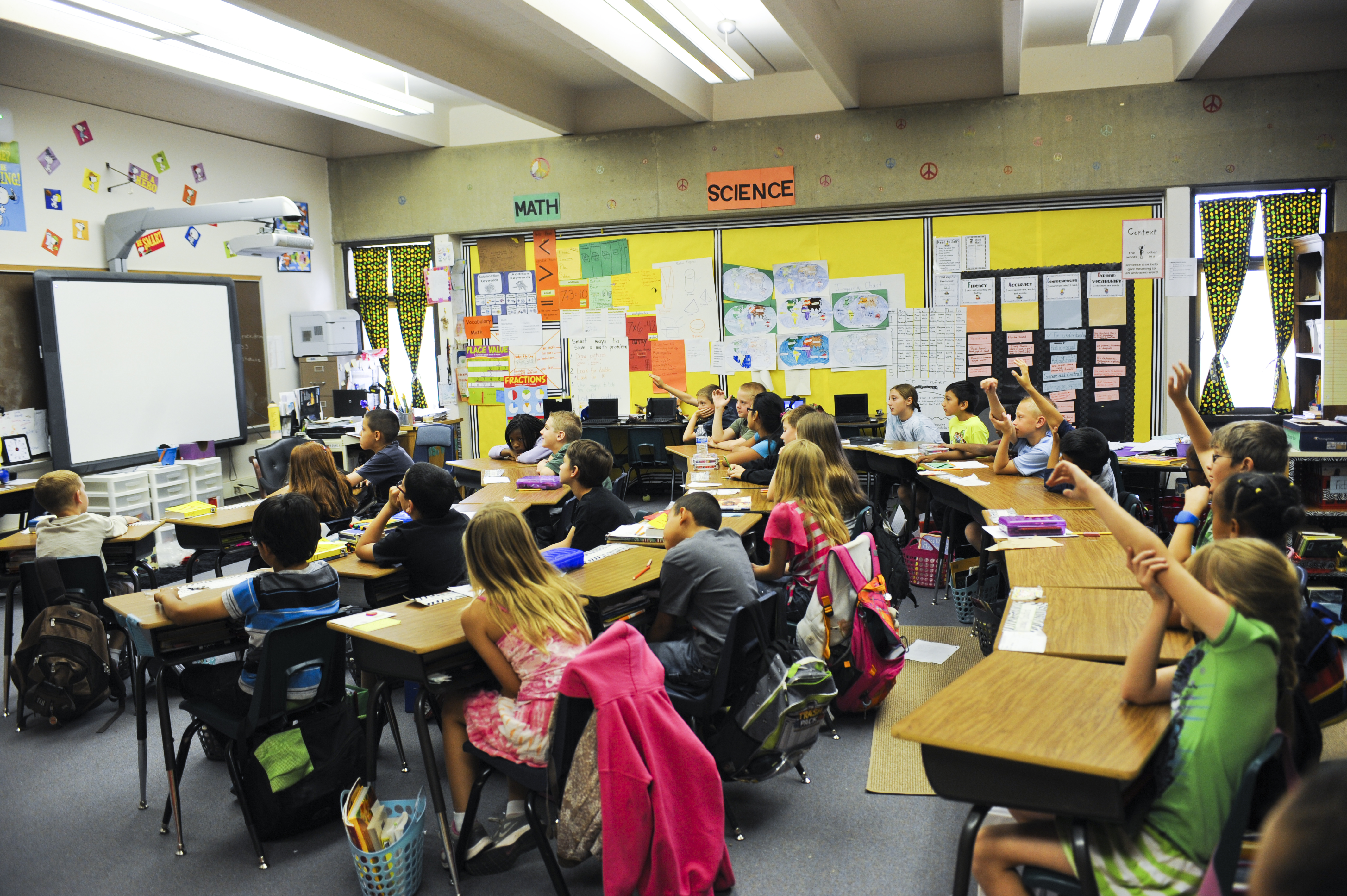 Arizona education gets low marks on annual report card | Cronkite News