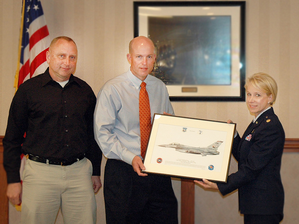 138th Communications Flight Recognizes Employer Support > 138th Fighter ...