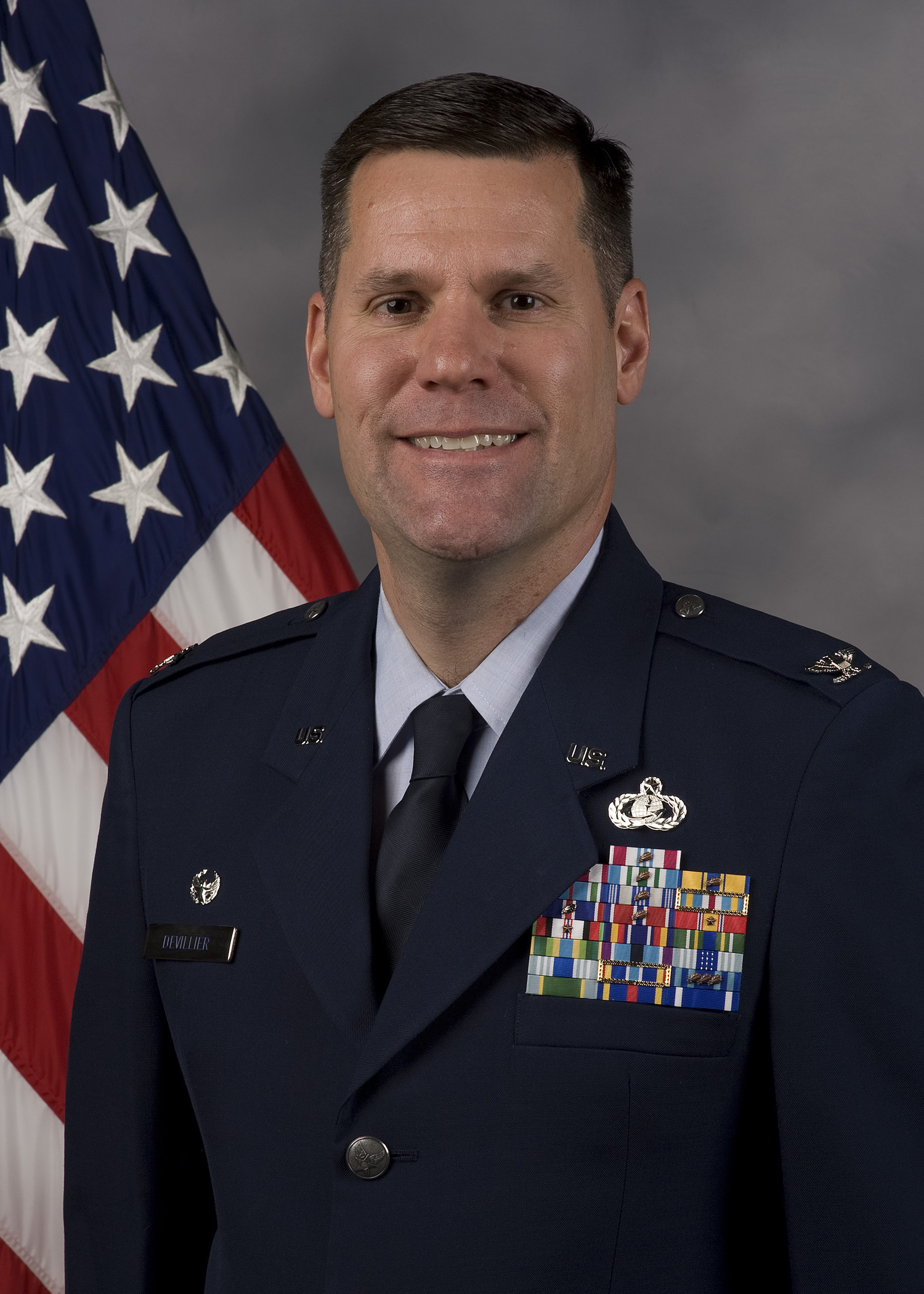 Devillier to succeed Barlow as commander > Wright-Patterson Air Force ...