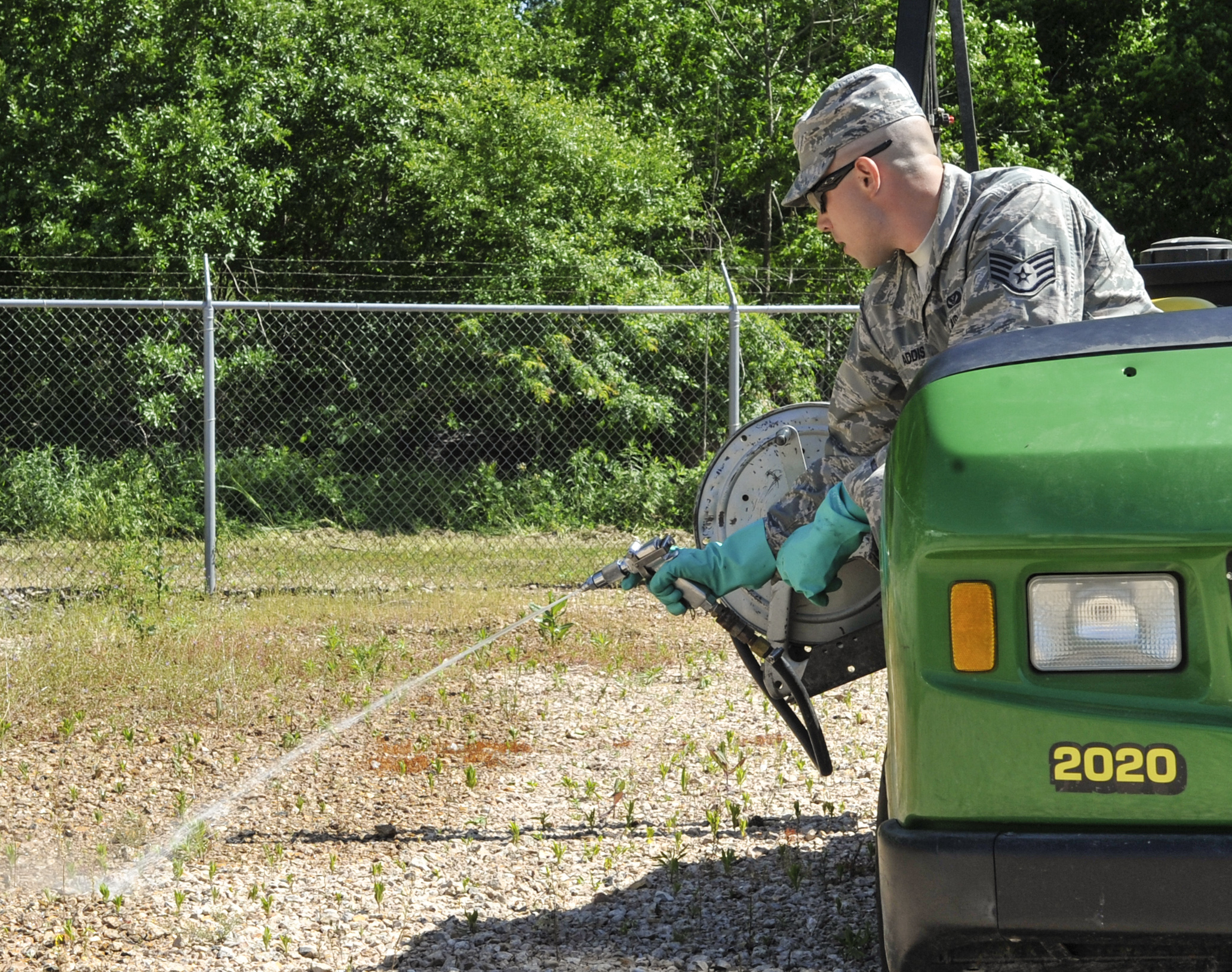 Pest control Airmen protect troops from deadly diseases