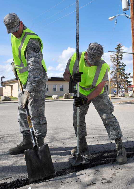 Dirt Boyz: Paving the way for a cleaner base > Eielson Air Force Base ...