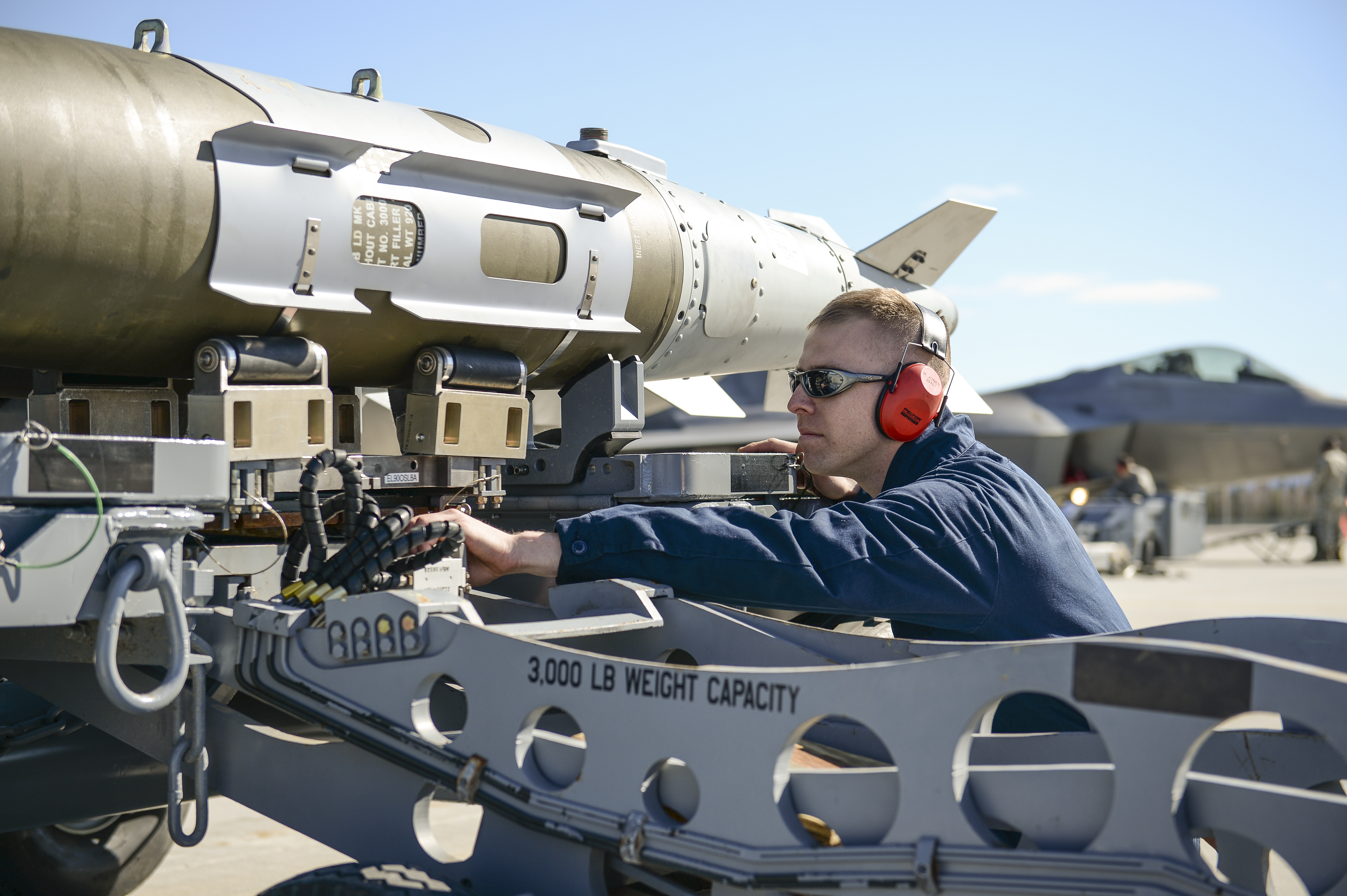 Rapid Raptor moves JBER F-22s closer to the fight > Pacific Air Forces ...