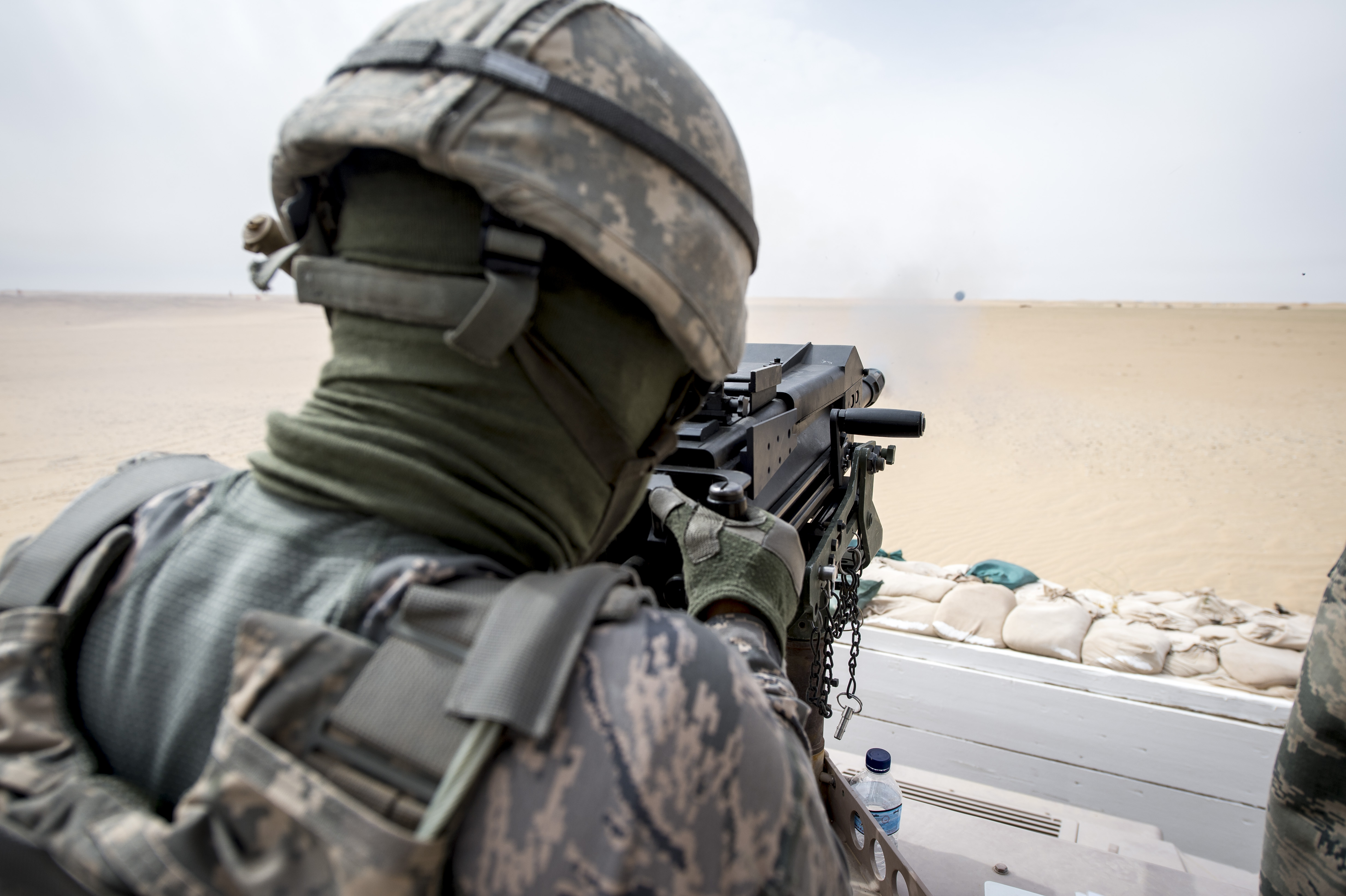386th Expeditionary Security Forces Squadron proficiency training on ...