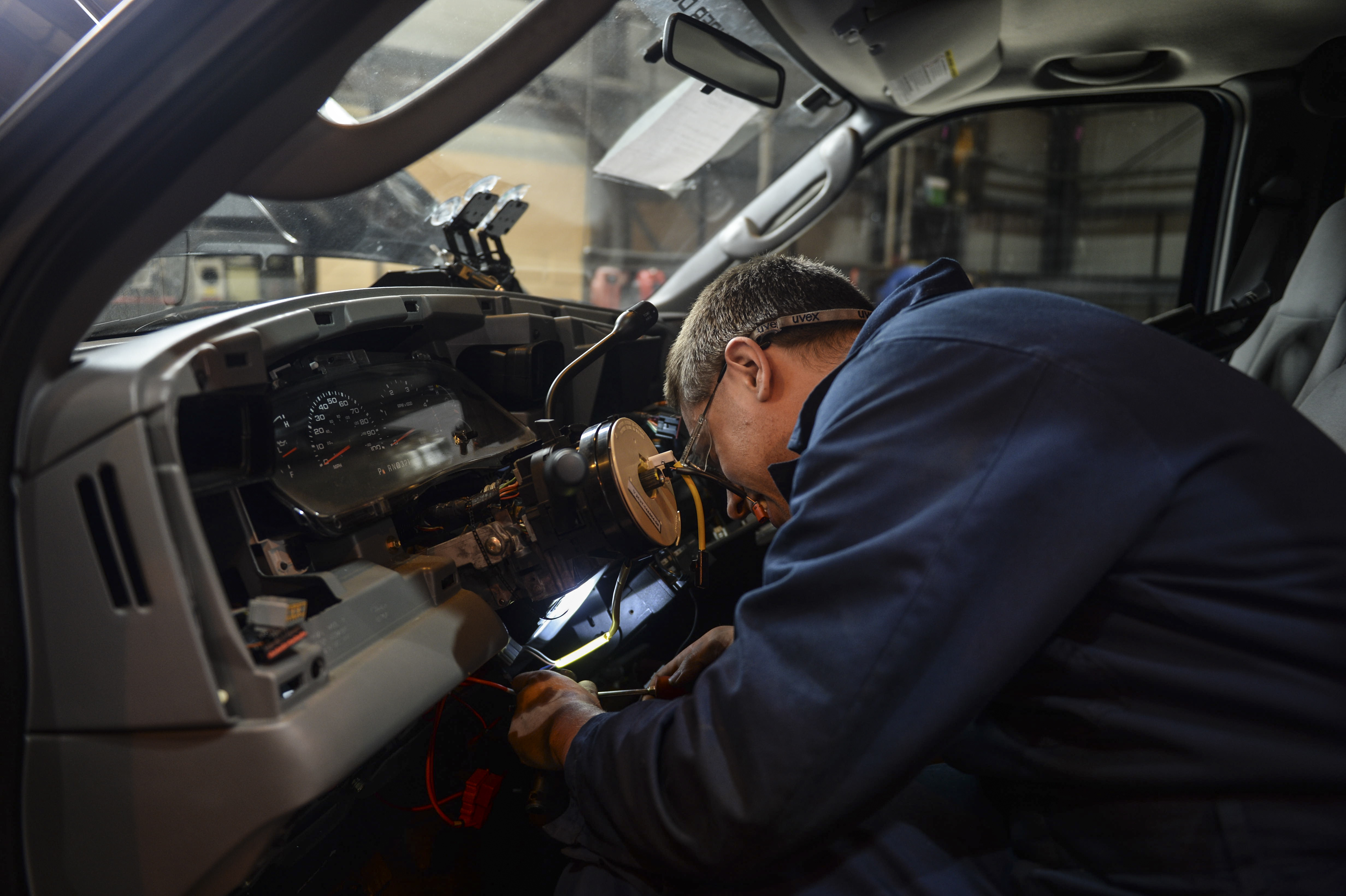 Vehicle maintenance: Never a dull moment > Royal Air Force Lakenheath ...