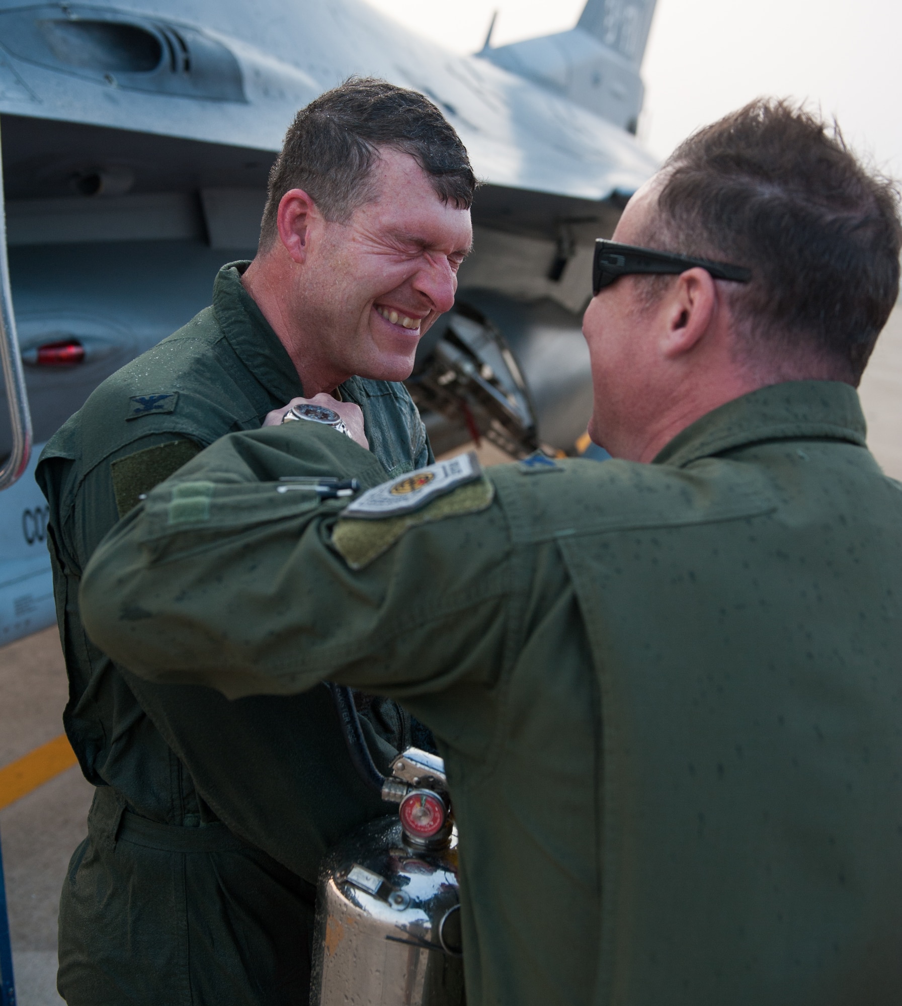 Wolf 53 fini-flight > Kunsan Air Base > Commentaries