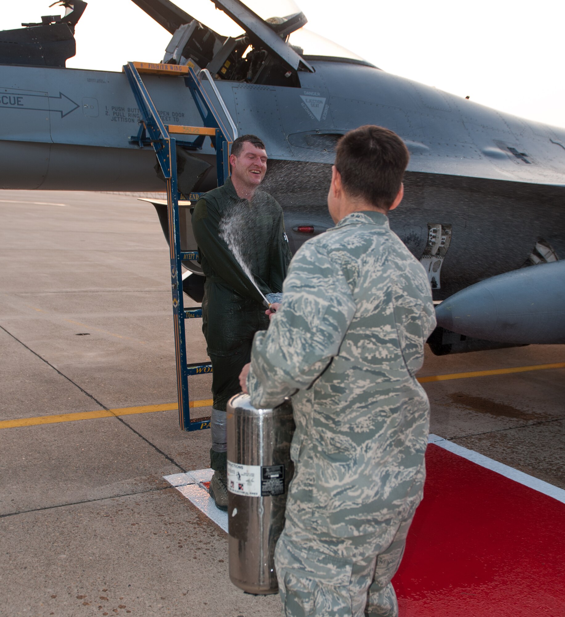 Wolf 53 fini-flight > Kunsan Air Base > Display