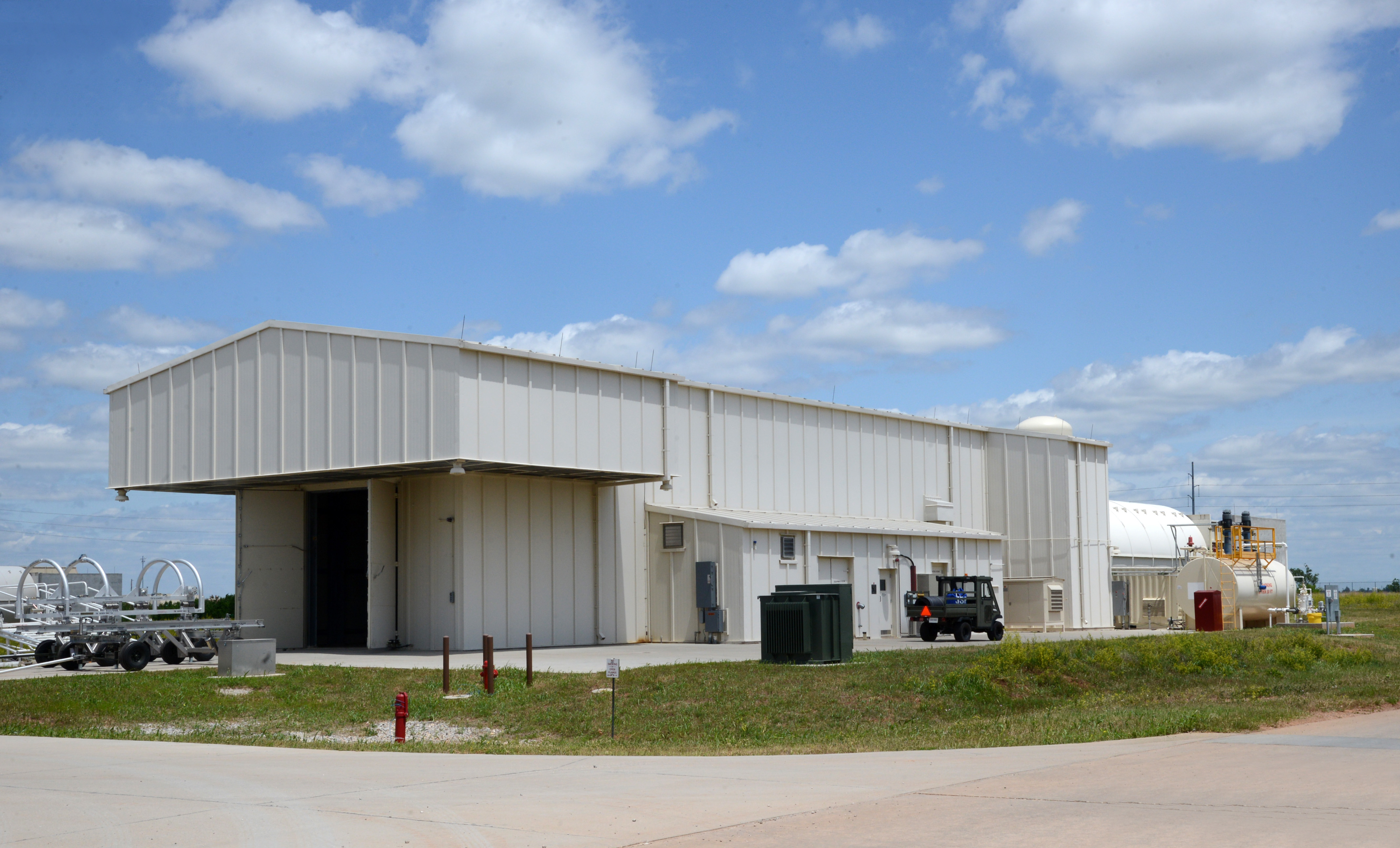 Engine team sets up shop for F135 test cells > Tinker Air Force Base ...