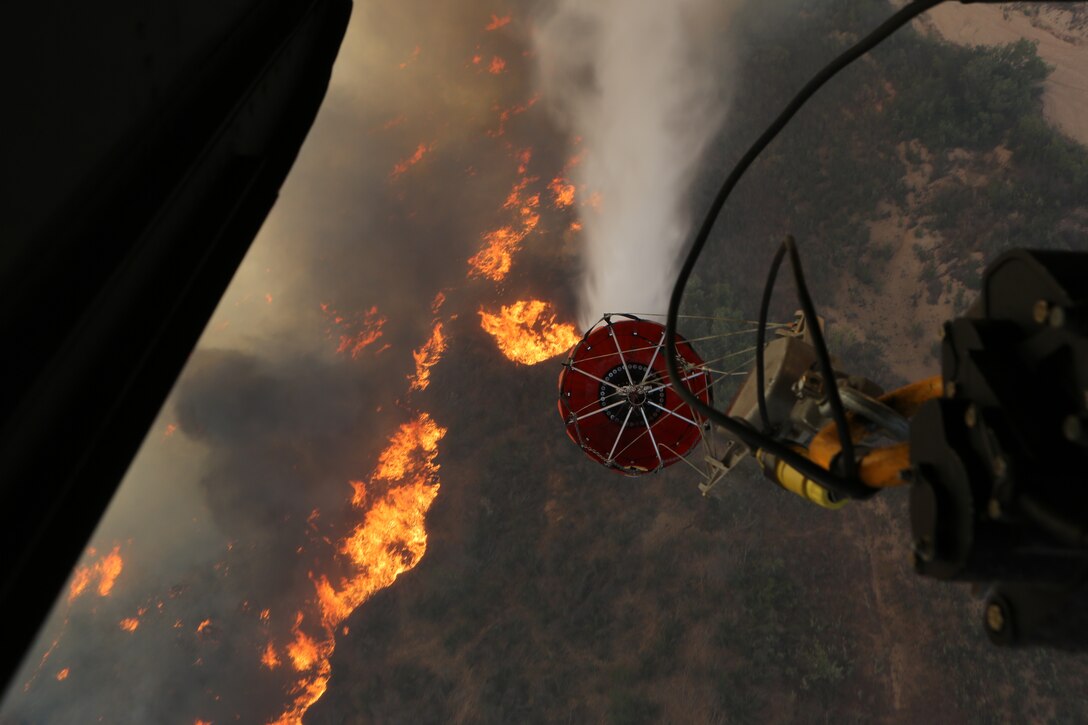 3rd MAW Marines fight Camp Pendleton wildfires