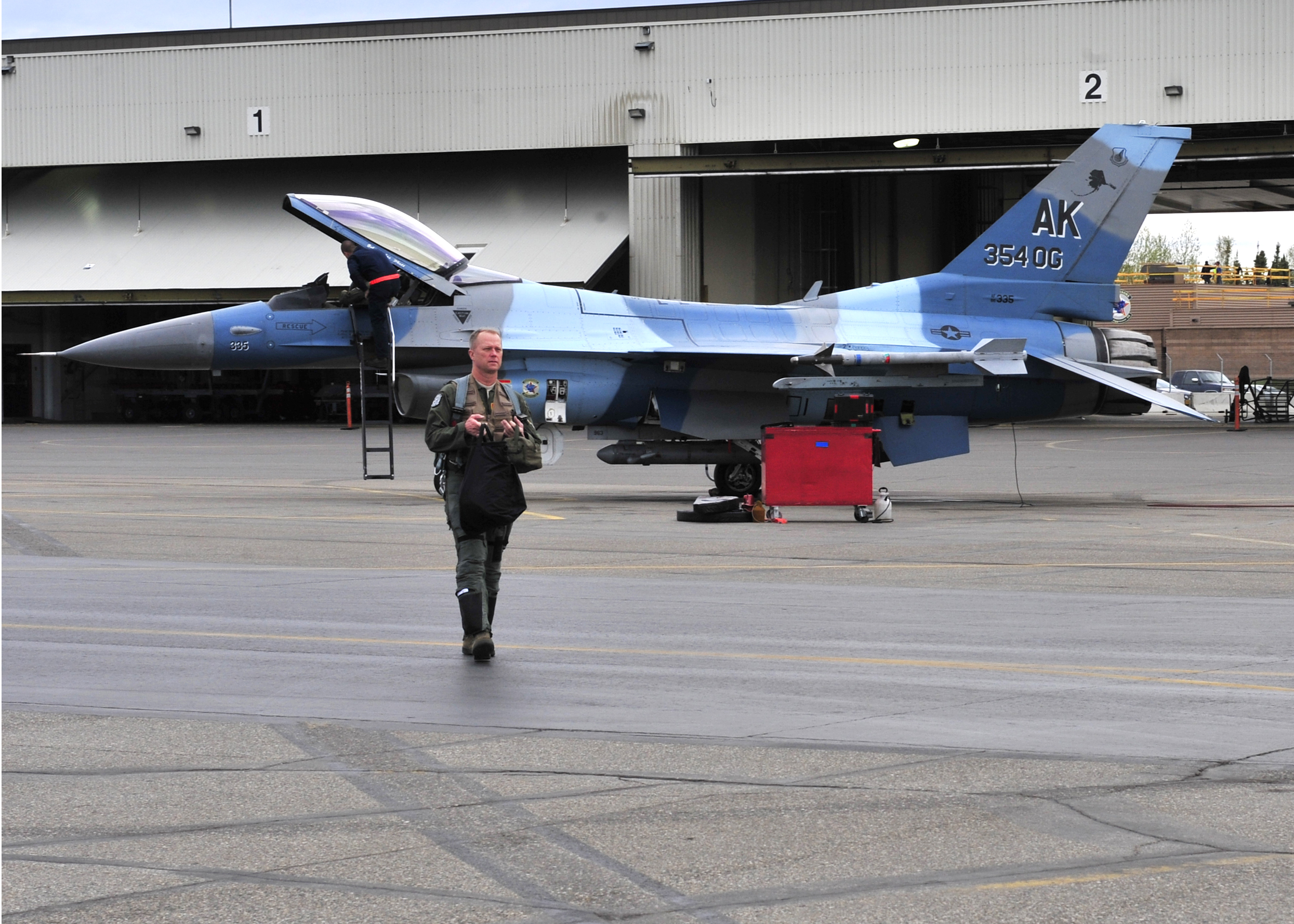 354th AMXS keeps 18th AGRS flying during RF-A 14-1 > Pacific Air Forces ...