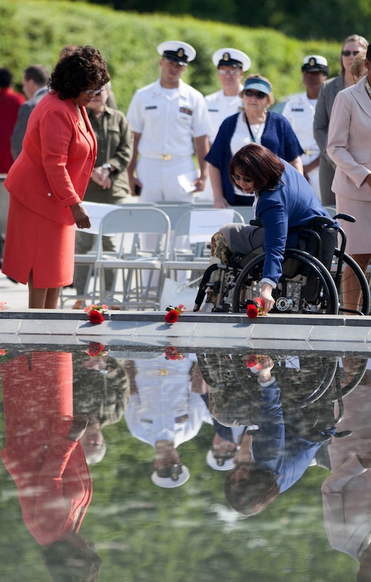 military wreath laying ceremony