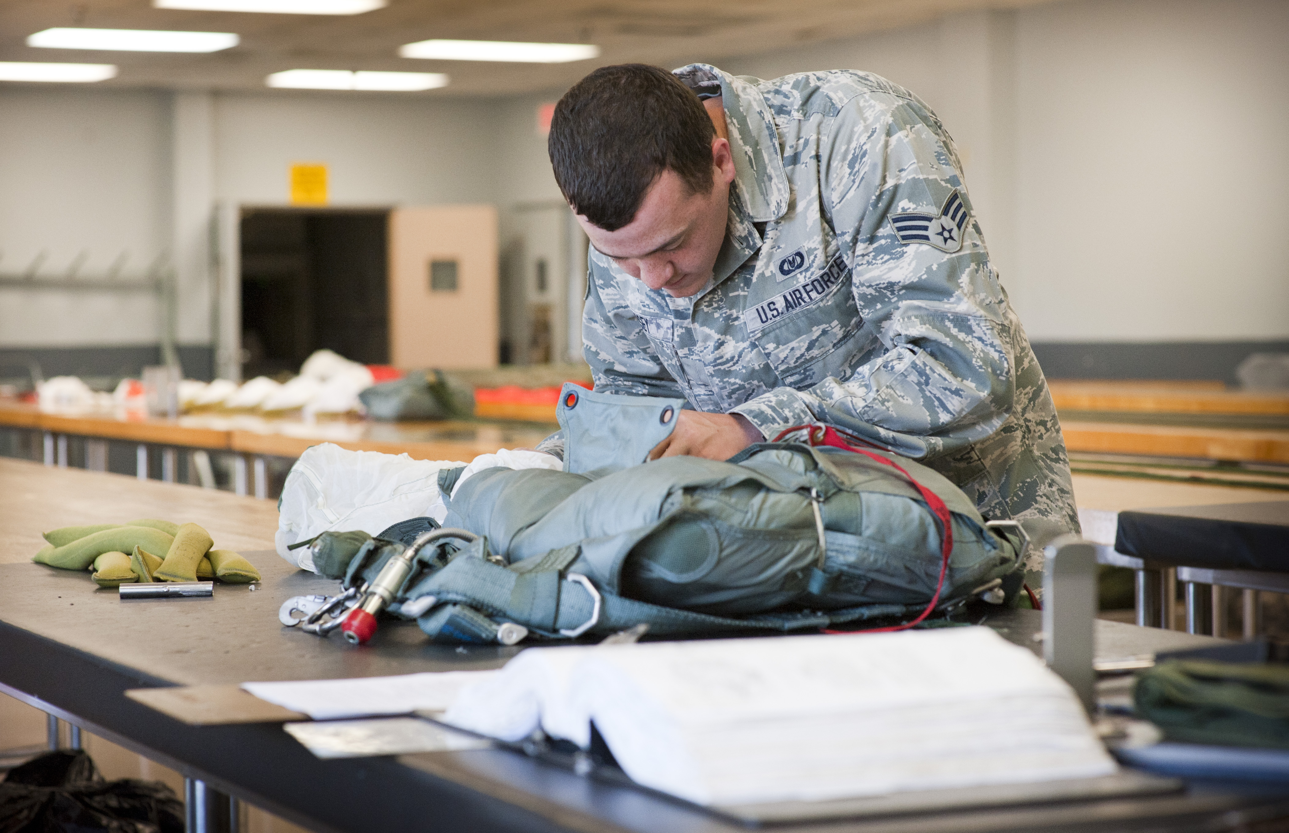 Hurlburt Airmen maintain aircrew flight equipment > Air Force Special ...