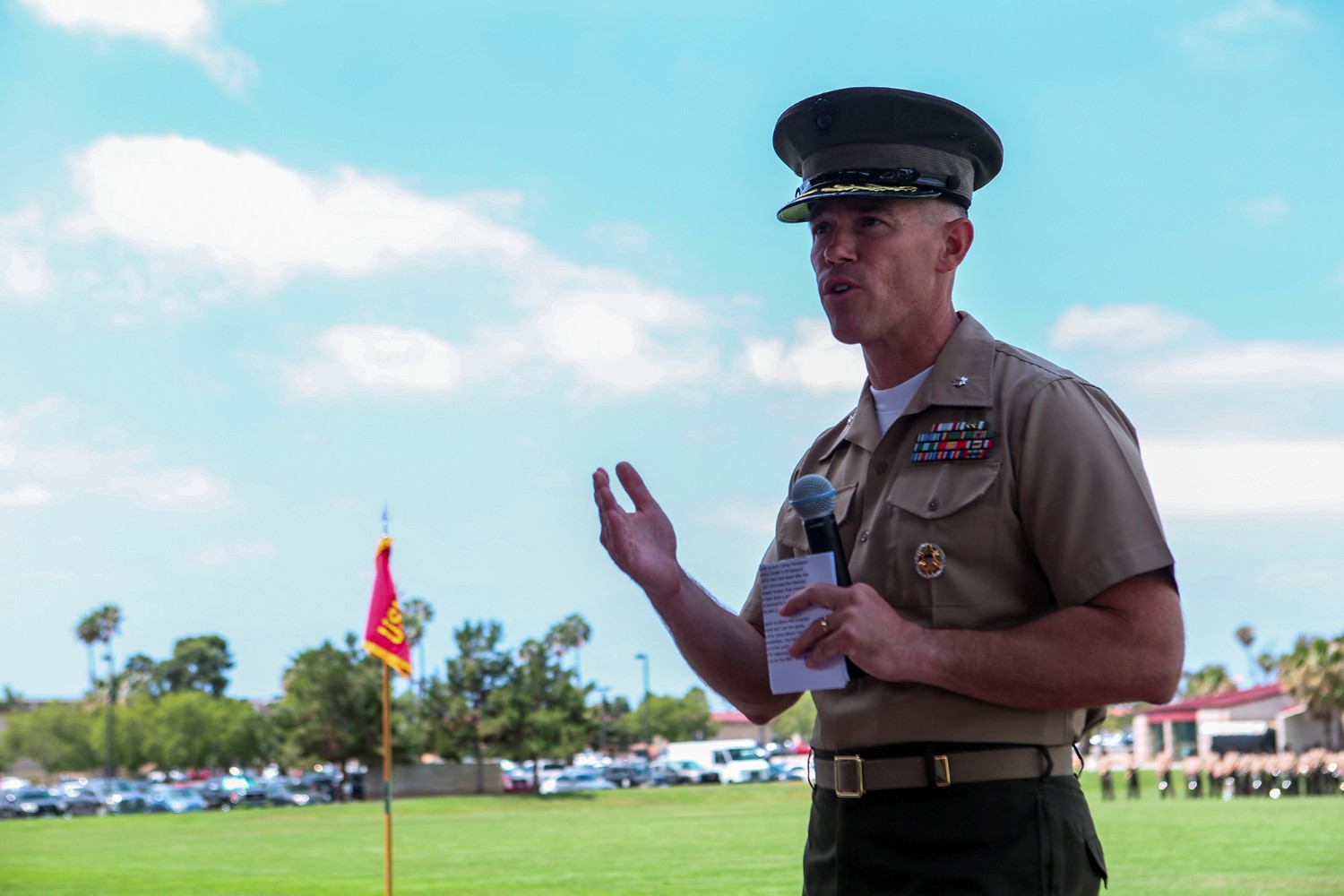 1st LEB Welcomes New Commanding Officer