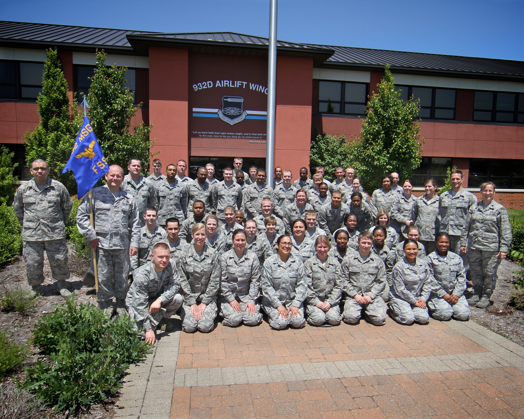Meet the 932nd Airlift Wing Force Supoort Squadron > 932nd Airlift Wing ...