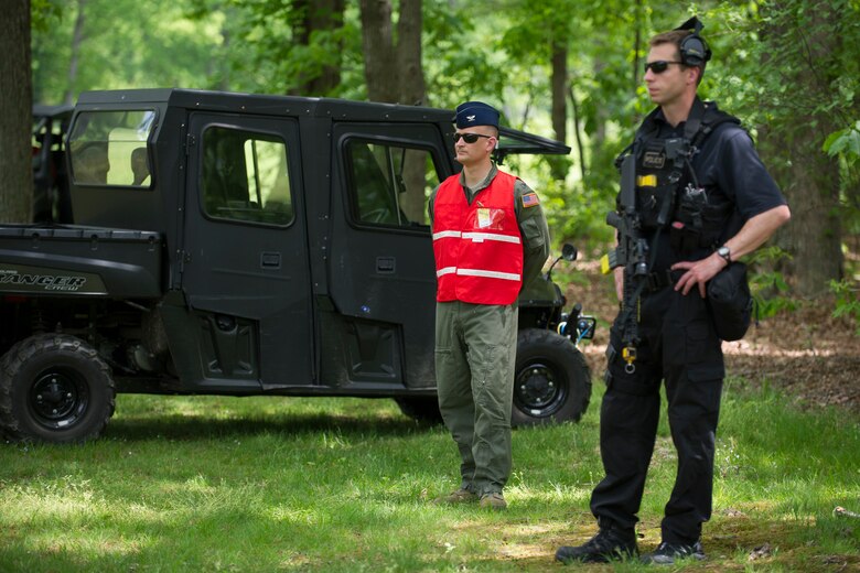 JBA, USSS hold joint exercise > Joint Base Andrews > Article Display