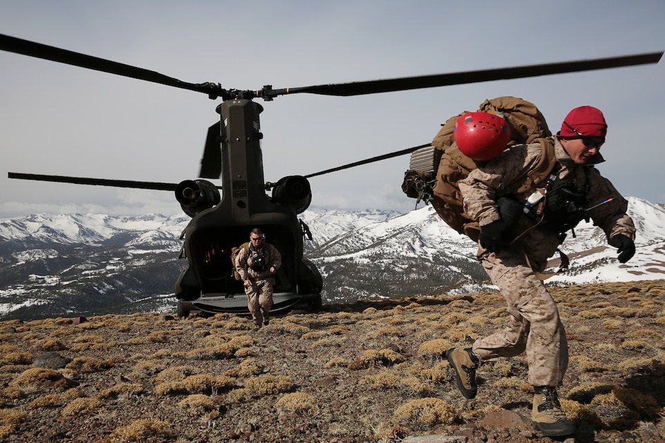 Mountain warfare instructors hone their skills > United States Marine ...