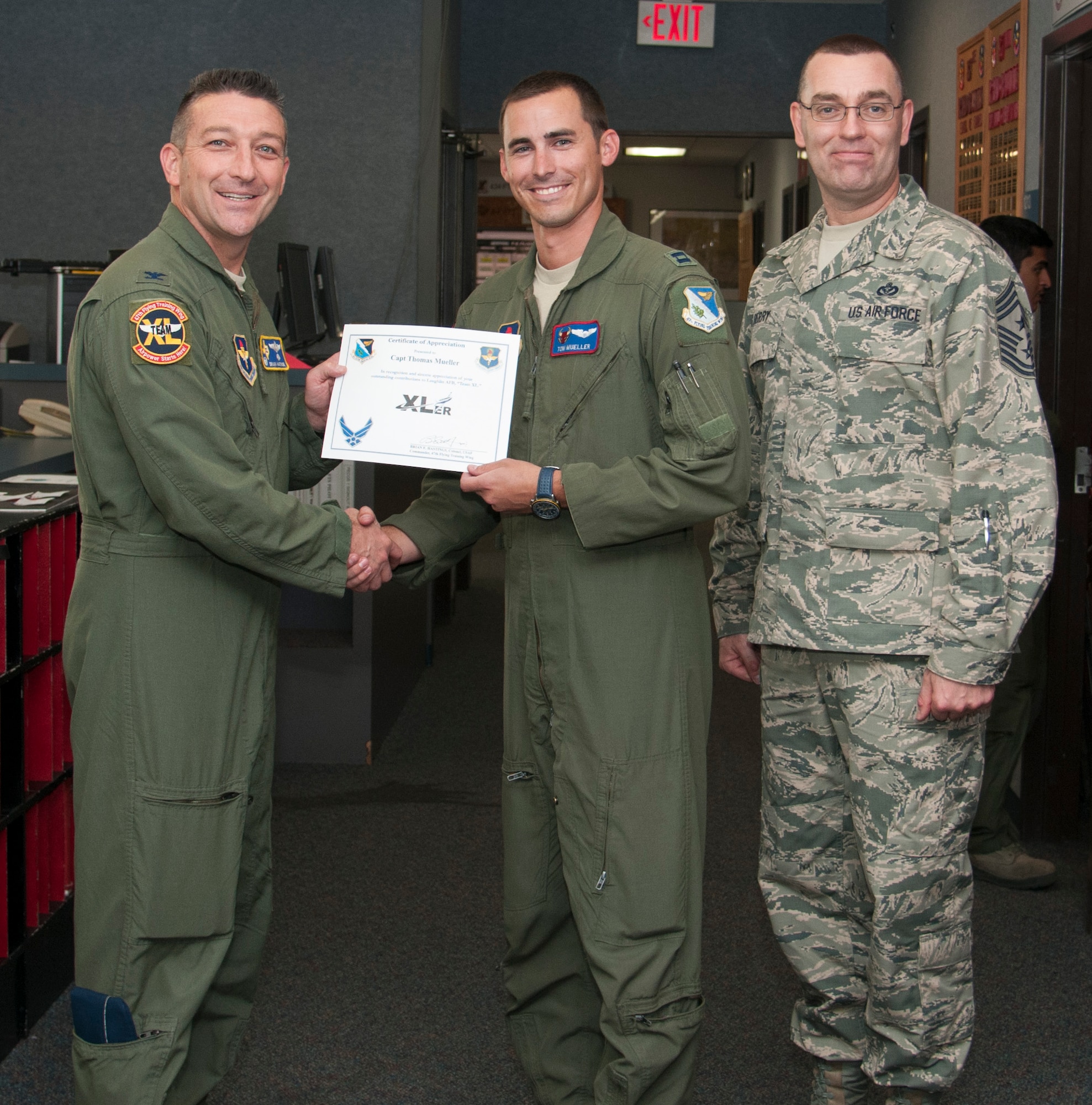 Laughlin XLer: Capt. Thomas Mueller, 87th FTS > Laughlin Air Force Base ...