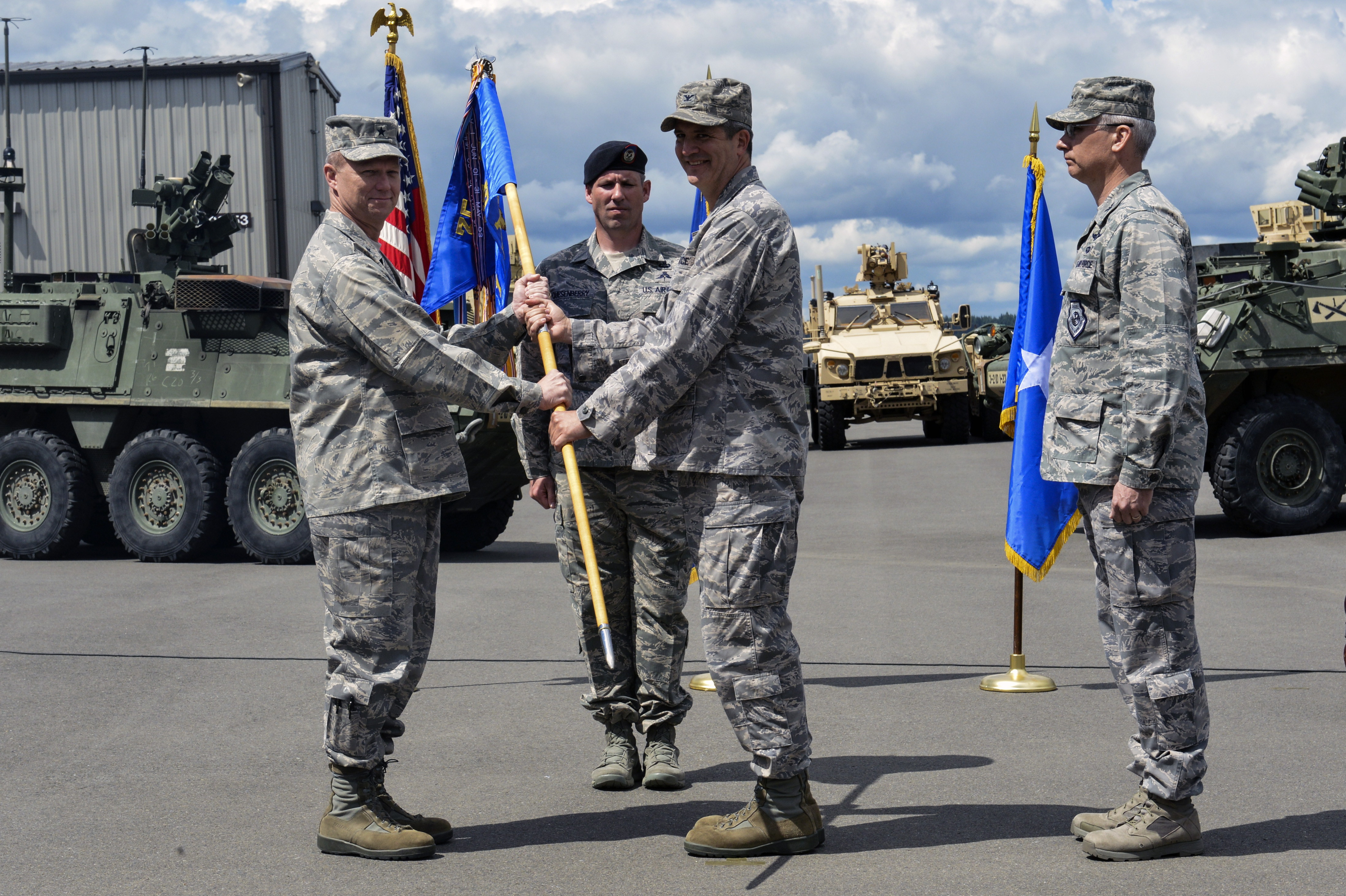 Col. James Bowen Jr. takes command of the 1st Air Support Operations ...