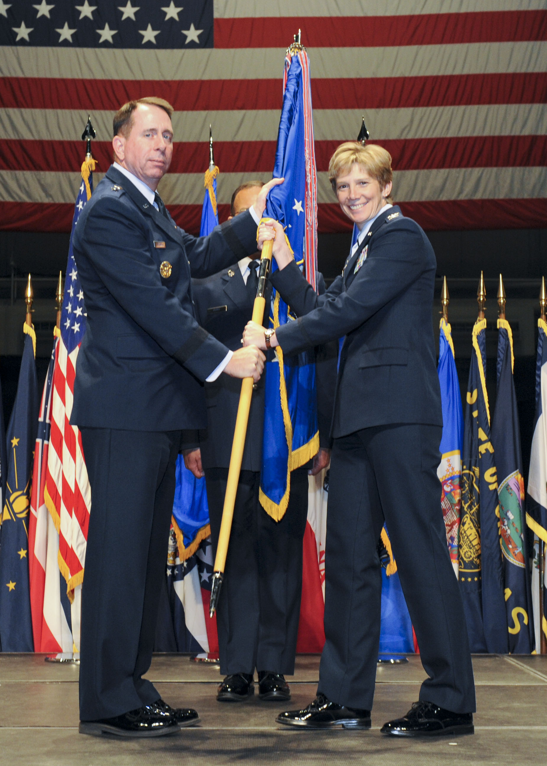 Lauderback takes command at NASIC