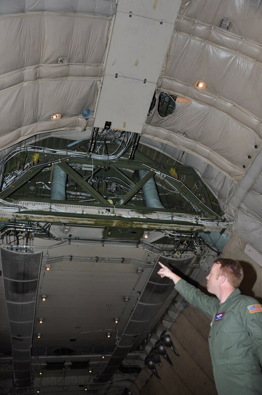 Travis' two C-5Cs designed to haul special cargo > Travis Air Force ...