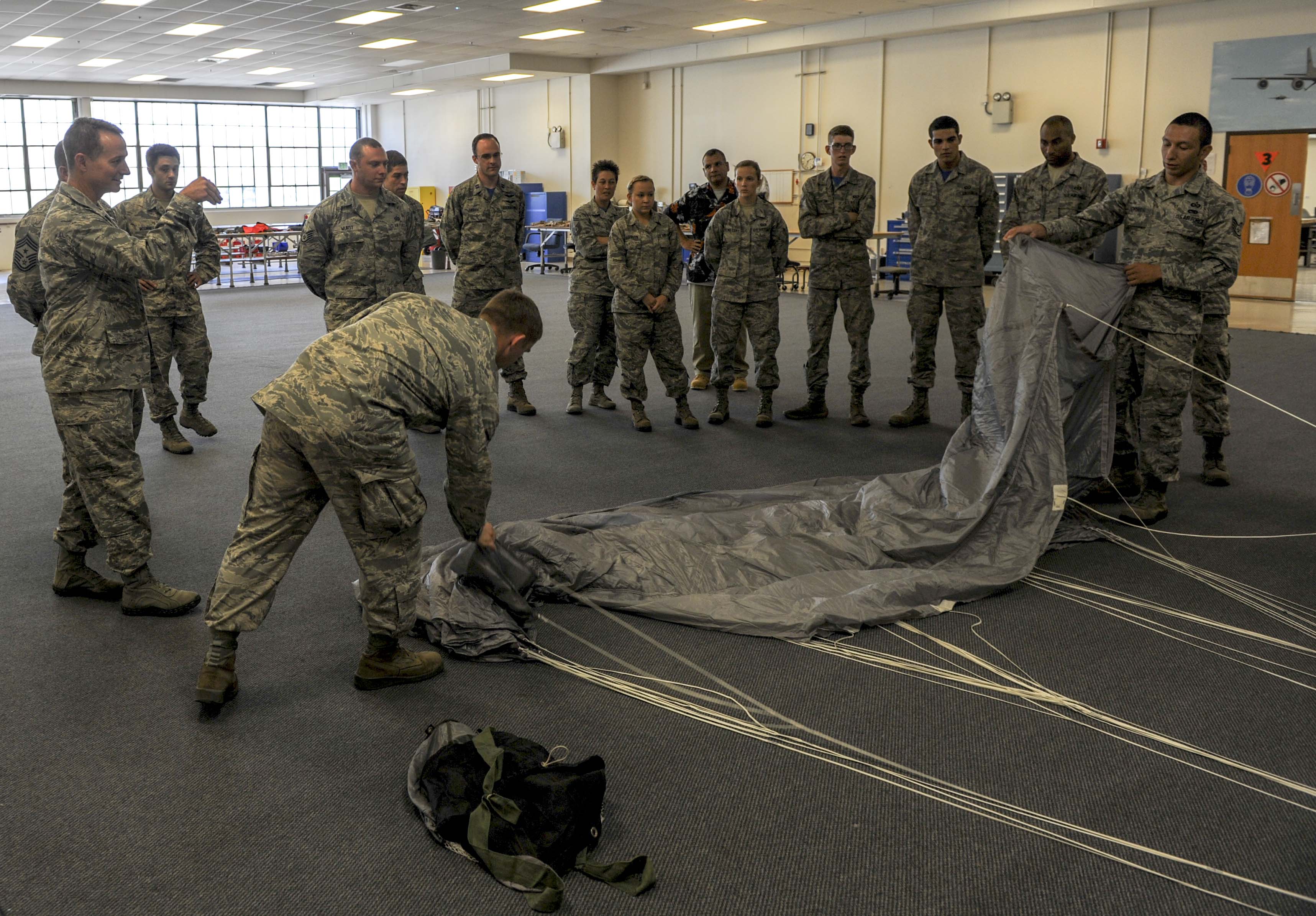 15th Wing leadership shadows 15th OSS Airmen > 15th Wing > Article Display
