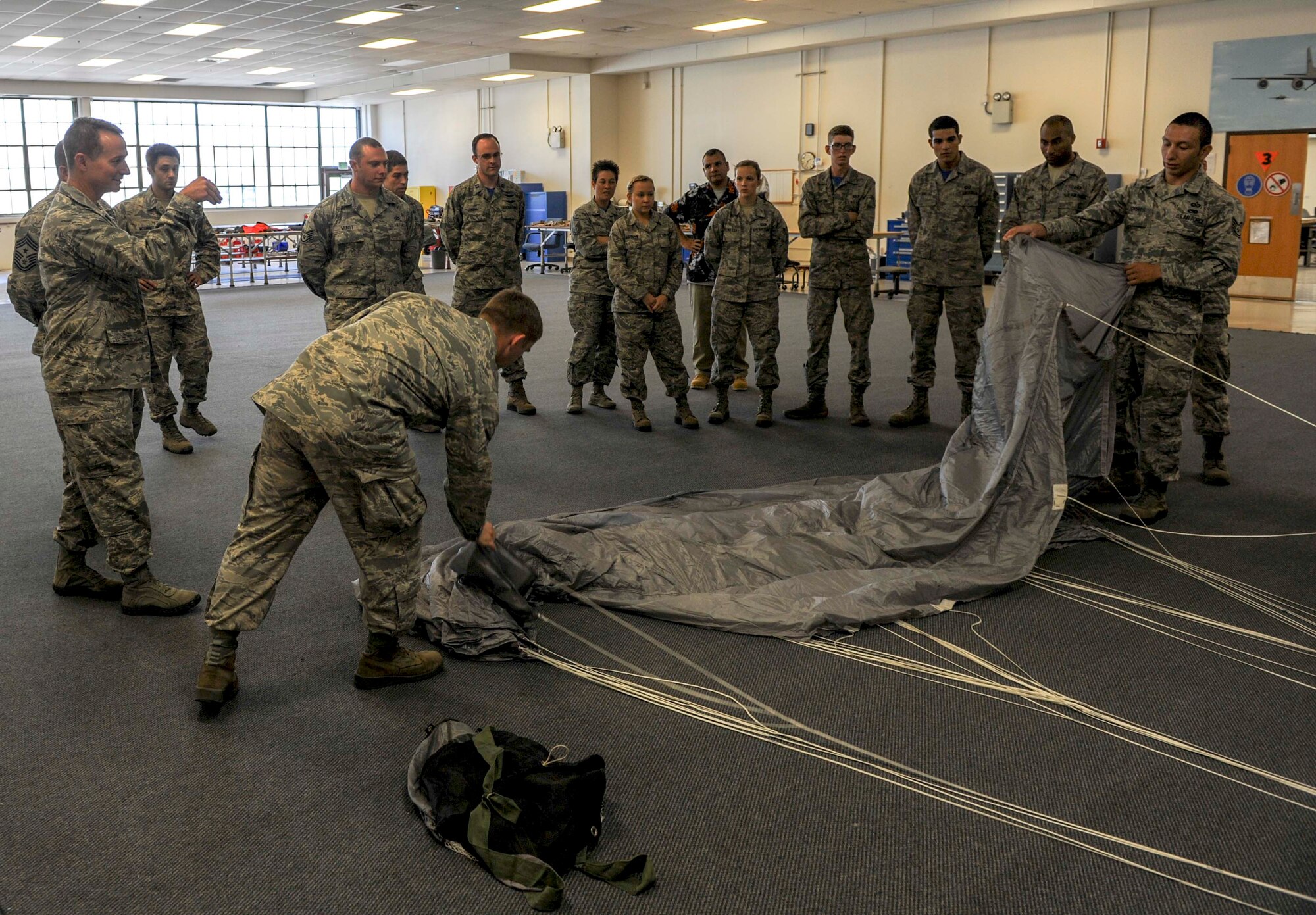 15th Wing leadership shadows 15th OSS Airmen > 15th Wing > Article Display