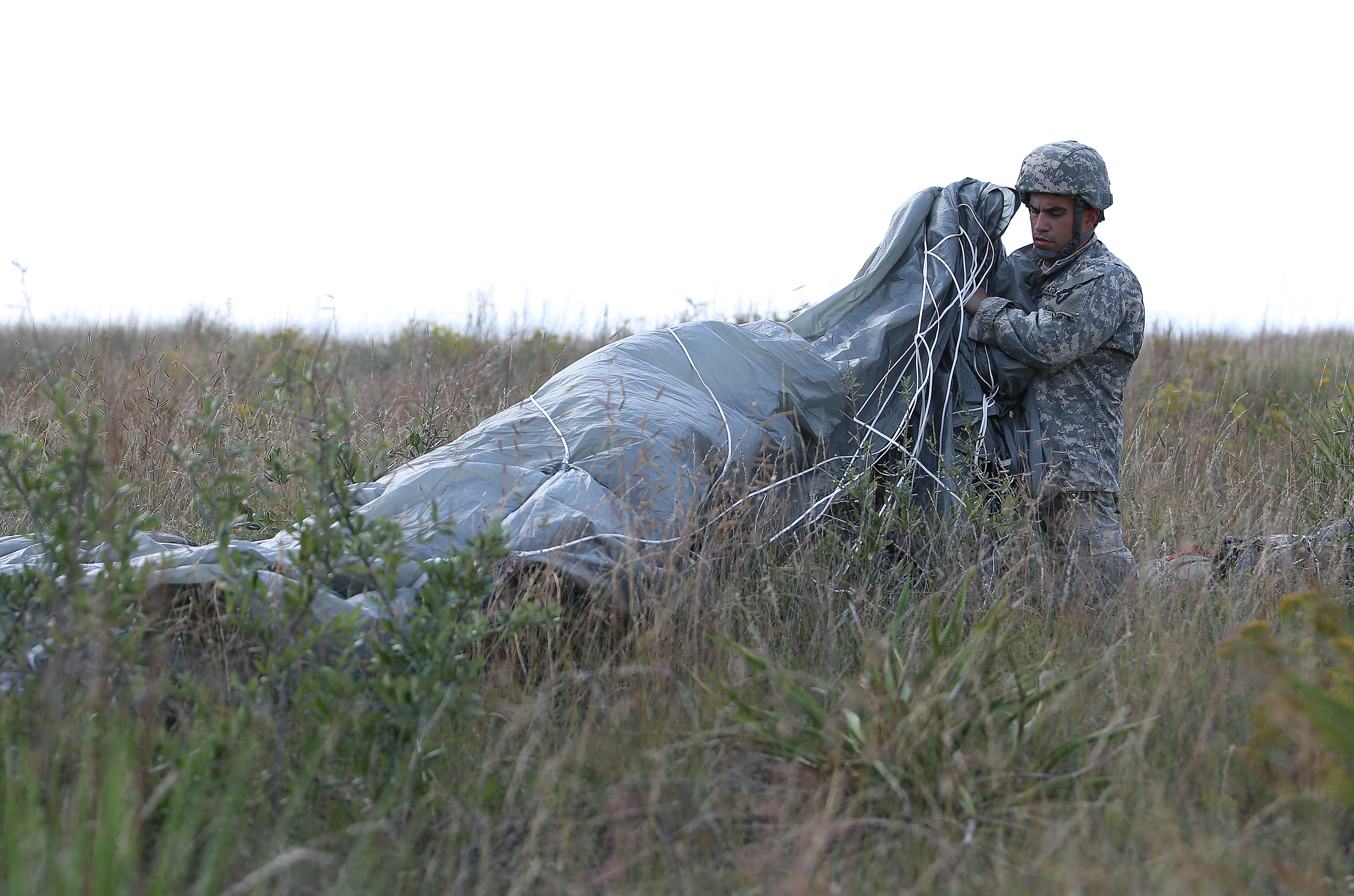 Paratroopers parachute onto JBSA-Camp Bullis