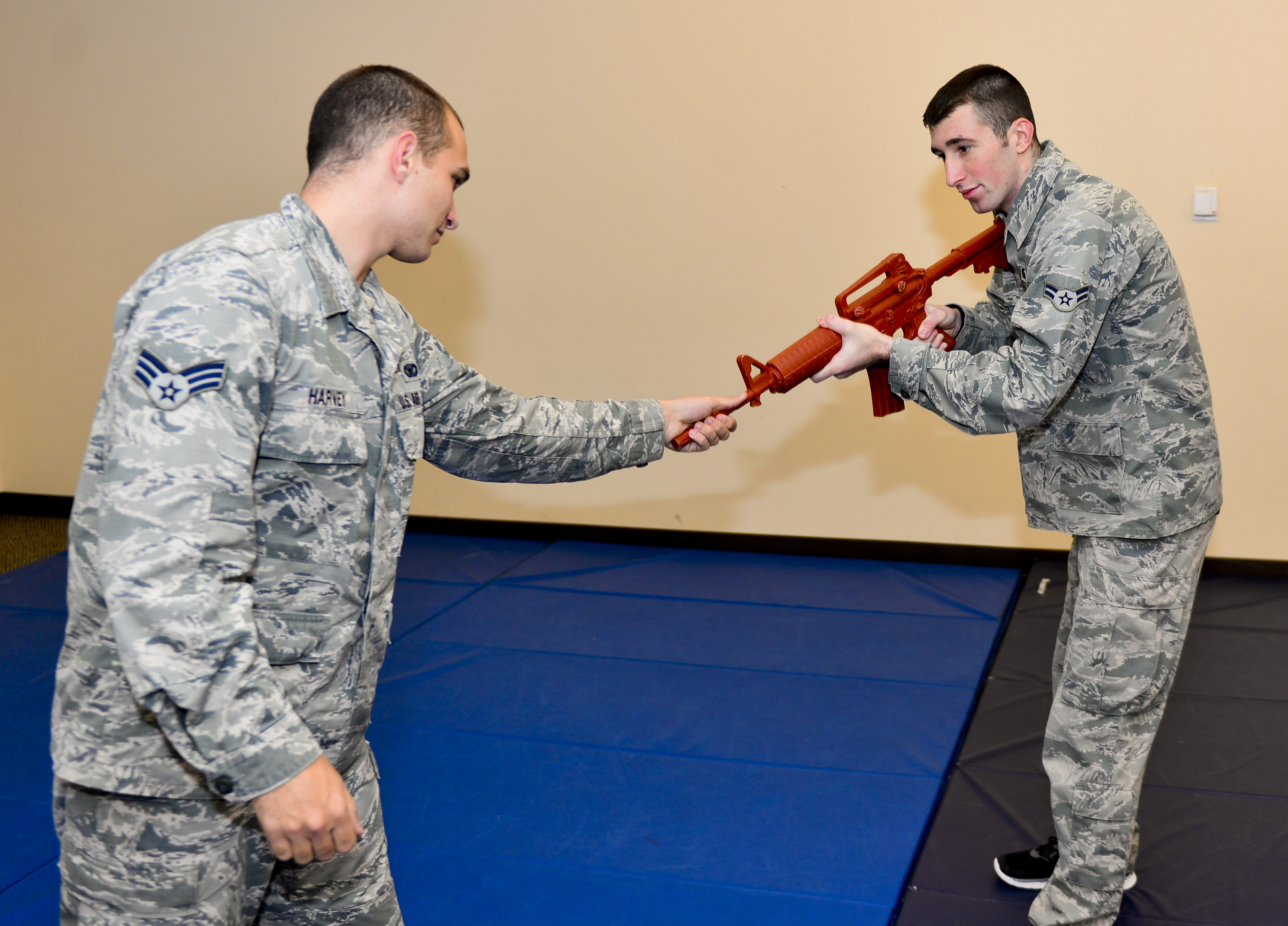 2nd SFS conducts combatives instructor qualification course > Barksdale ...
