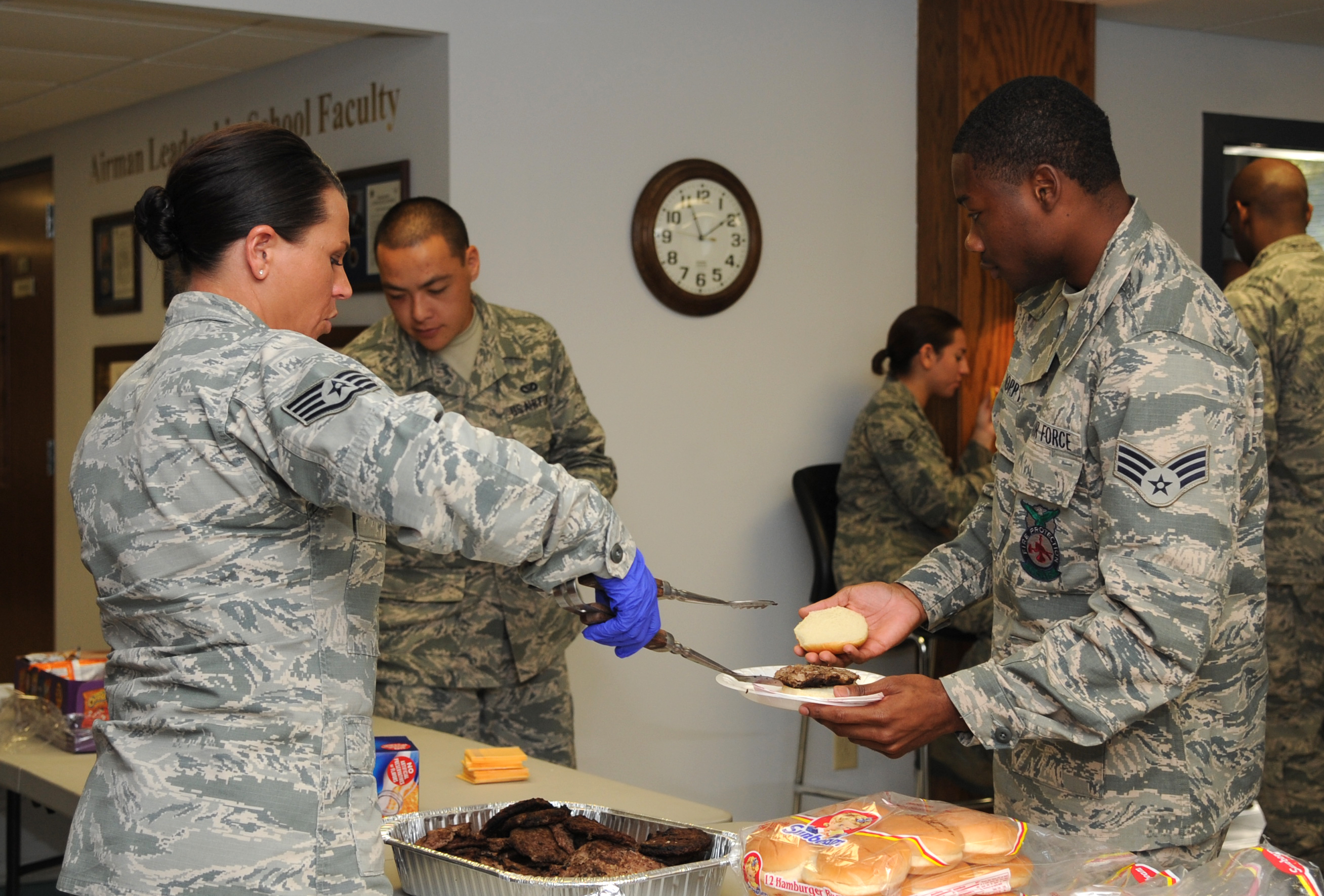 ALS instructors impart wisdom, motivation to future leaders > Seymour ...