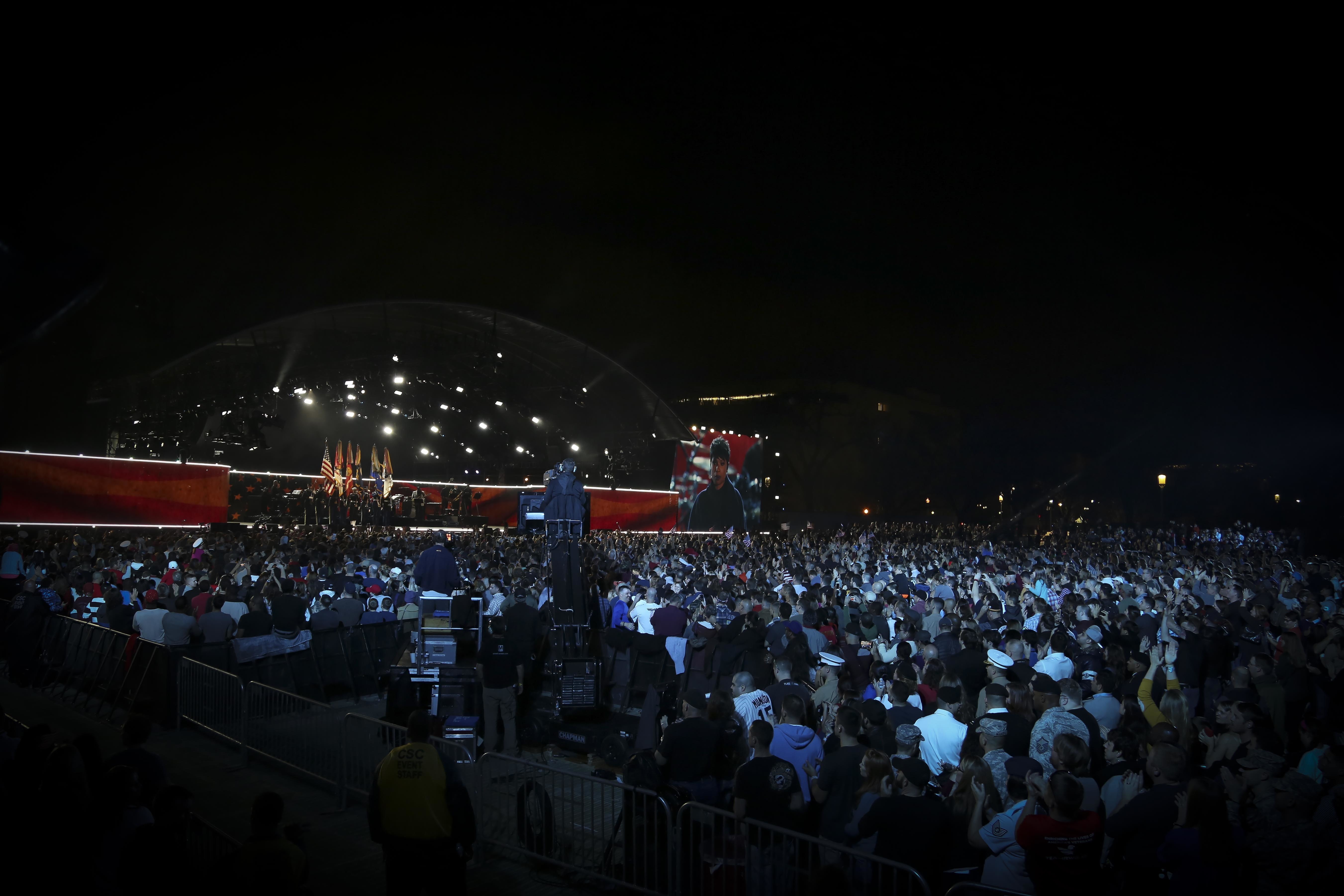 D.C. Airmen protect Nation's capital at Veterans Day concert > Air ...