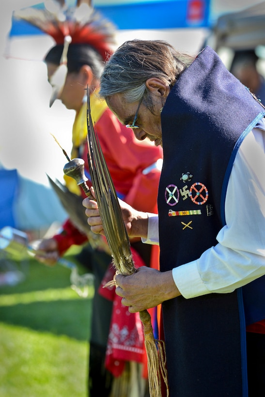 Greg Simon, Native American Army Vietnam veteran, performs during the ...