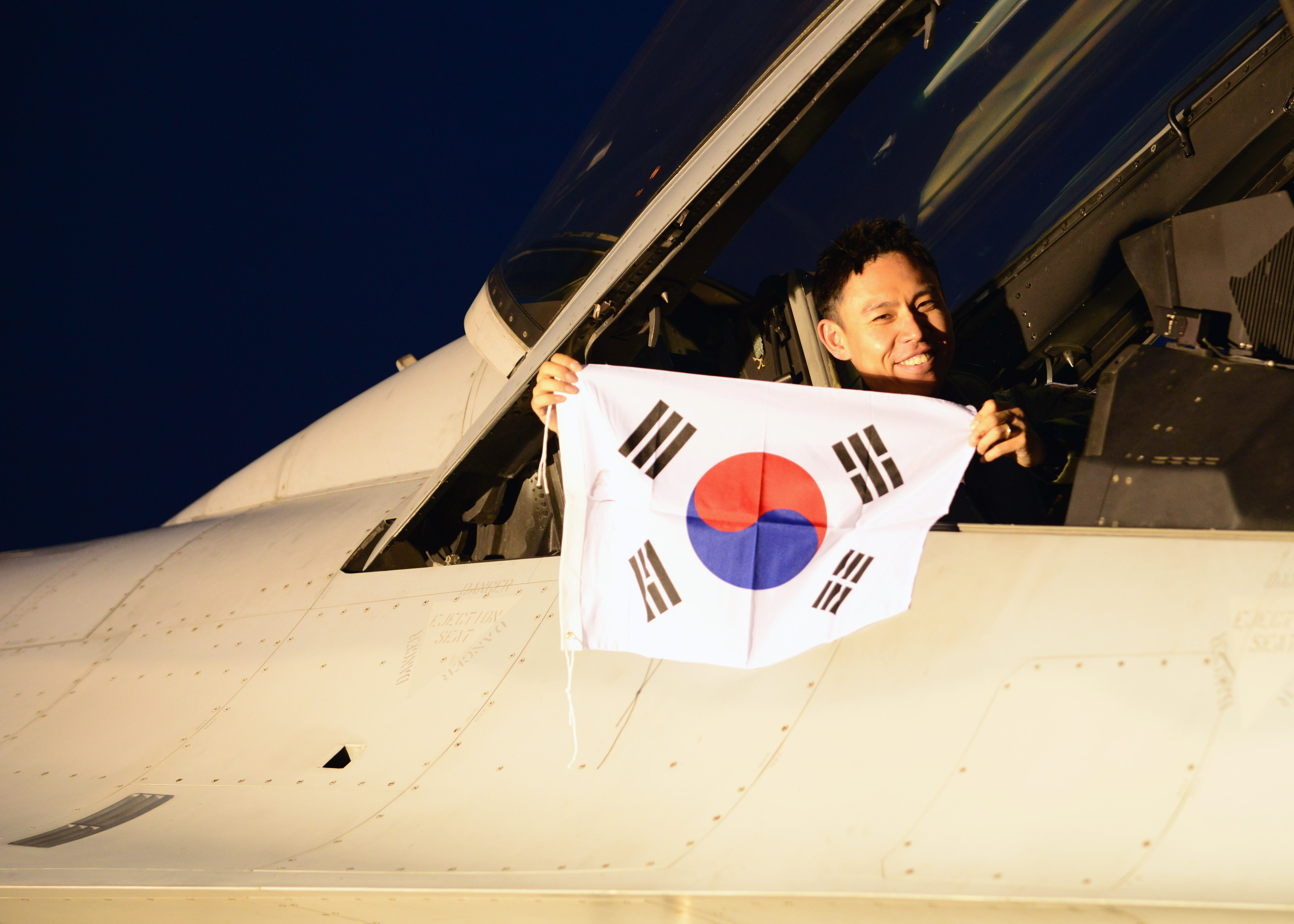 ROKAF Arrives for RF-A 15-1 > Eielson Air Force Base > Display