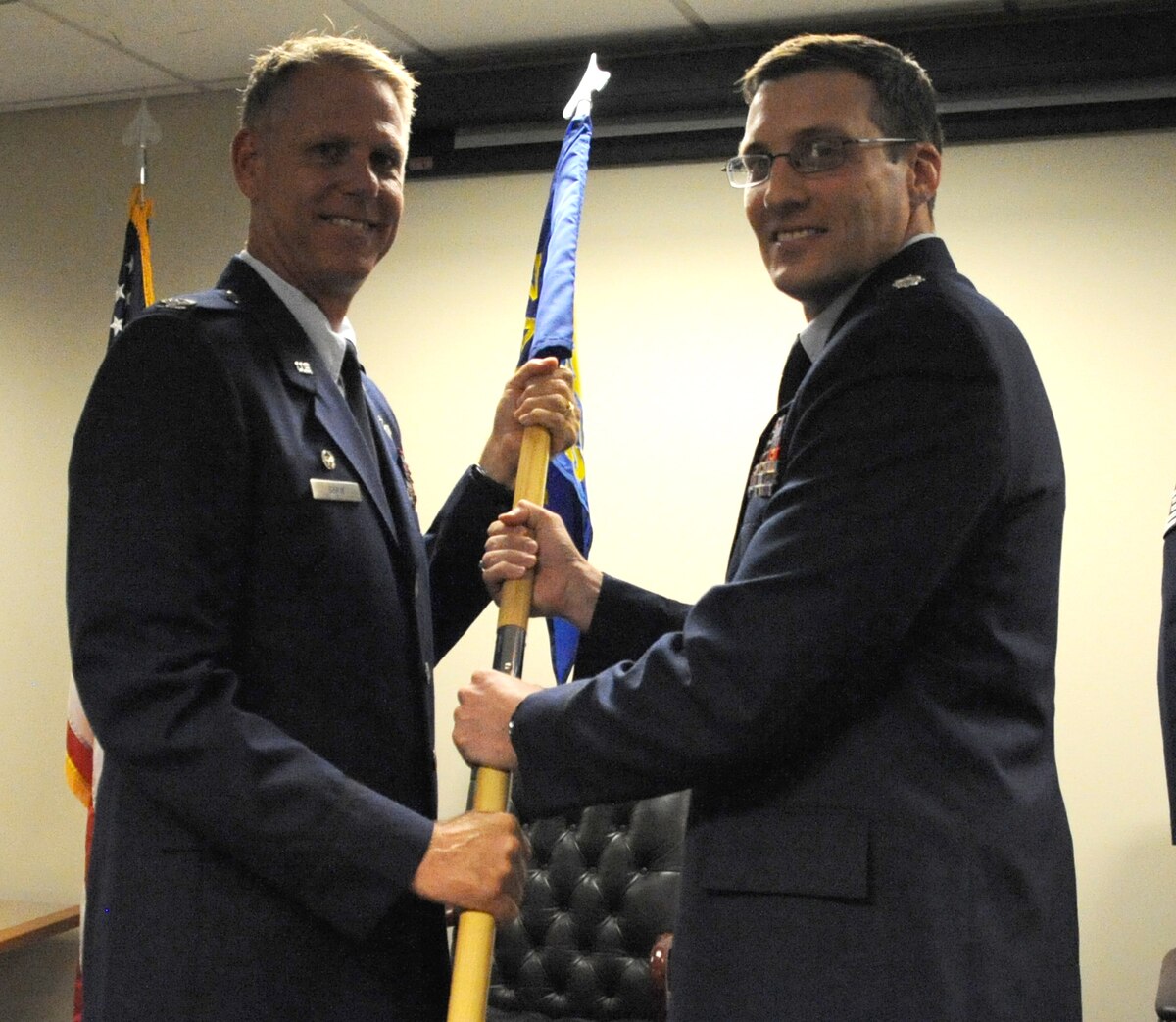 927 ARW welcomes new FSS and OSS Commanders > 927th Air Refueling Wing ...
