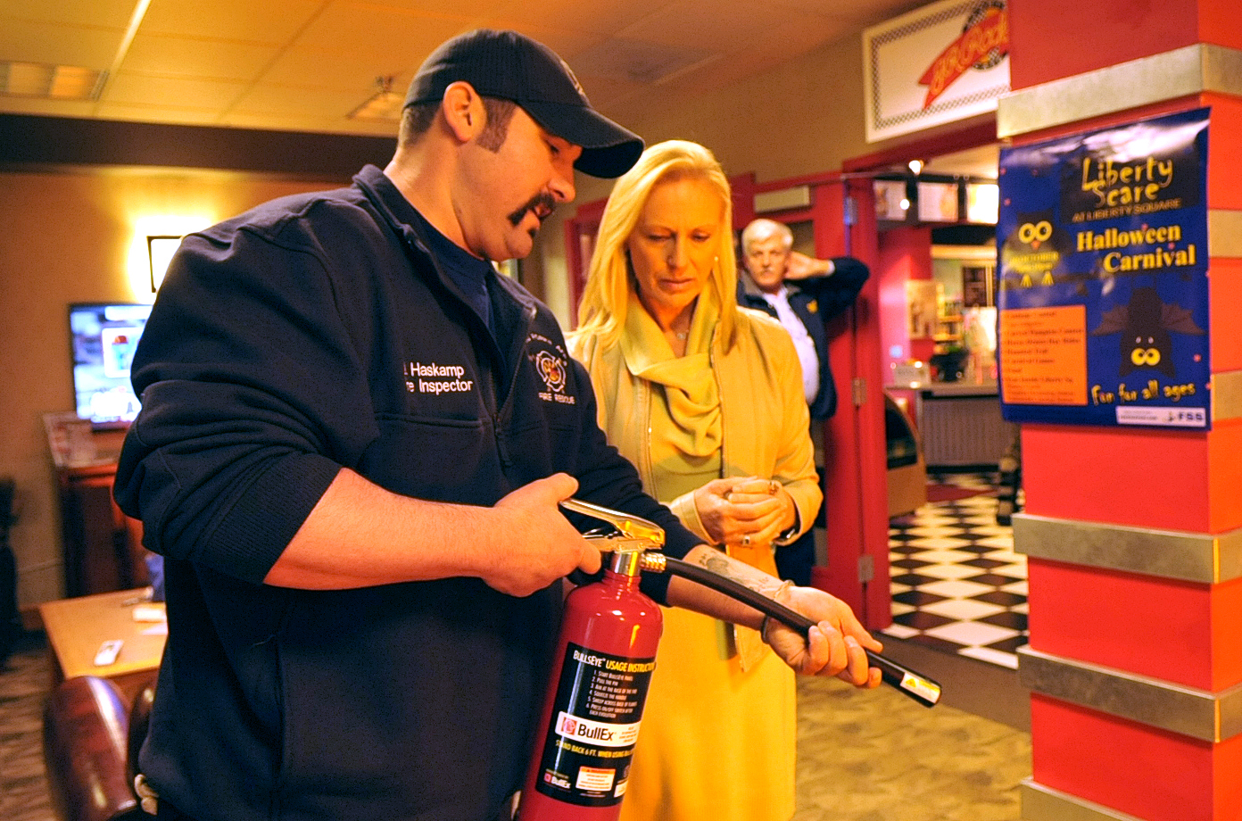 Grand Forks members get educated on fire safety > Grand Forks Air Force ...