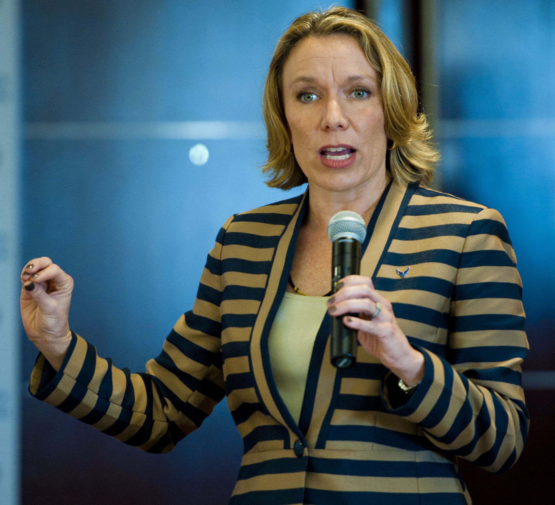 AF energy initiatives increase mission readiness > Air Force > Article ...