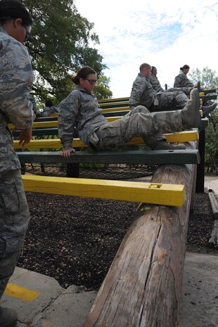 BMT trainees complete last run on closing obstacle course