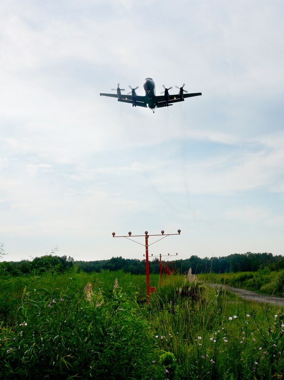 New airfield approach lighting system increases flight safety for ...