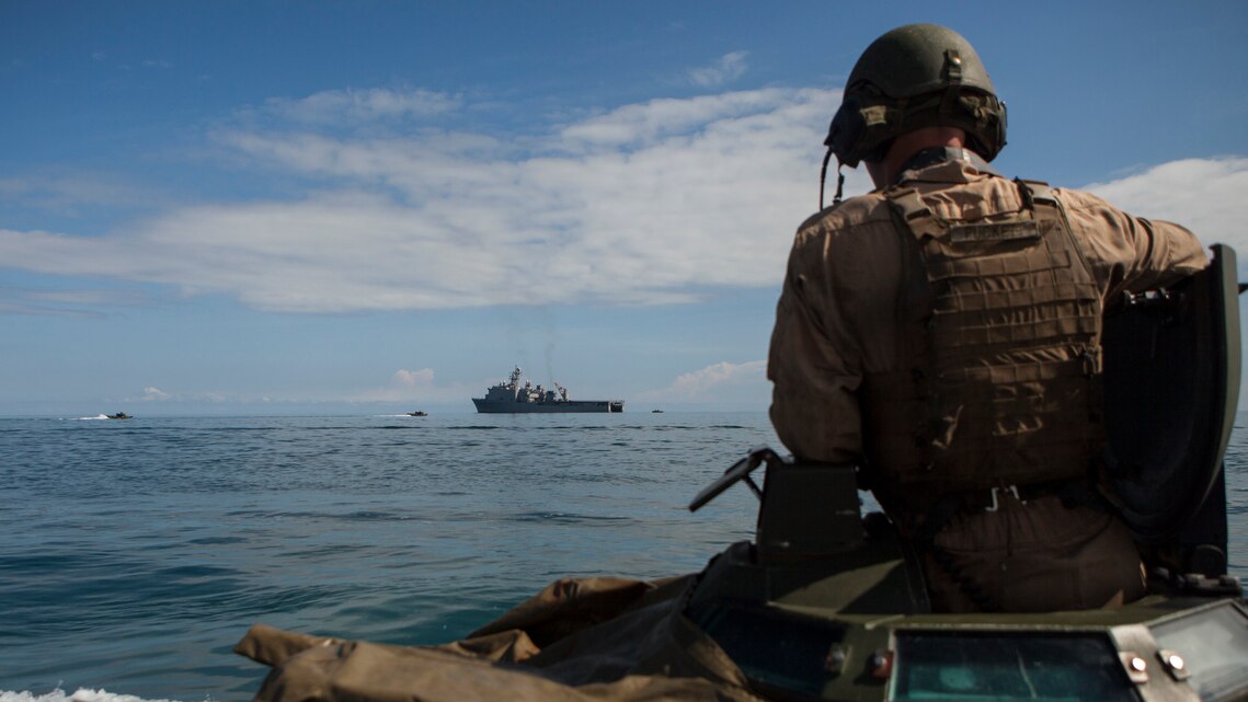 Attack of the Tracks: 2nd Assault Amphibian Battalion conducts ship ...