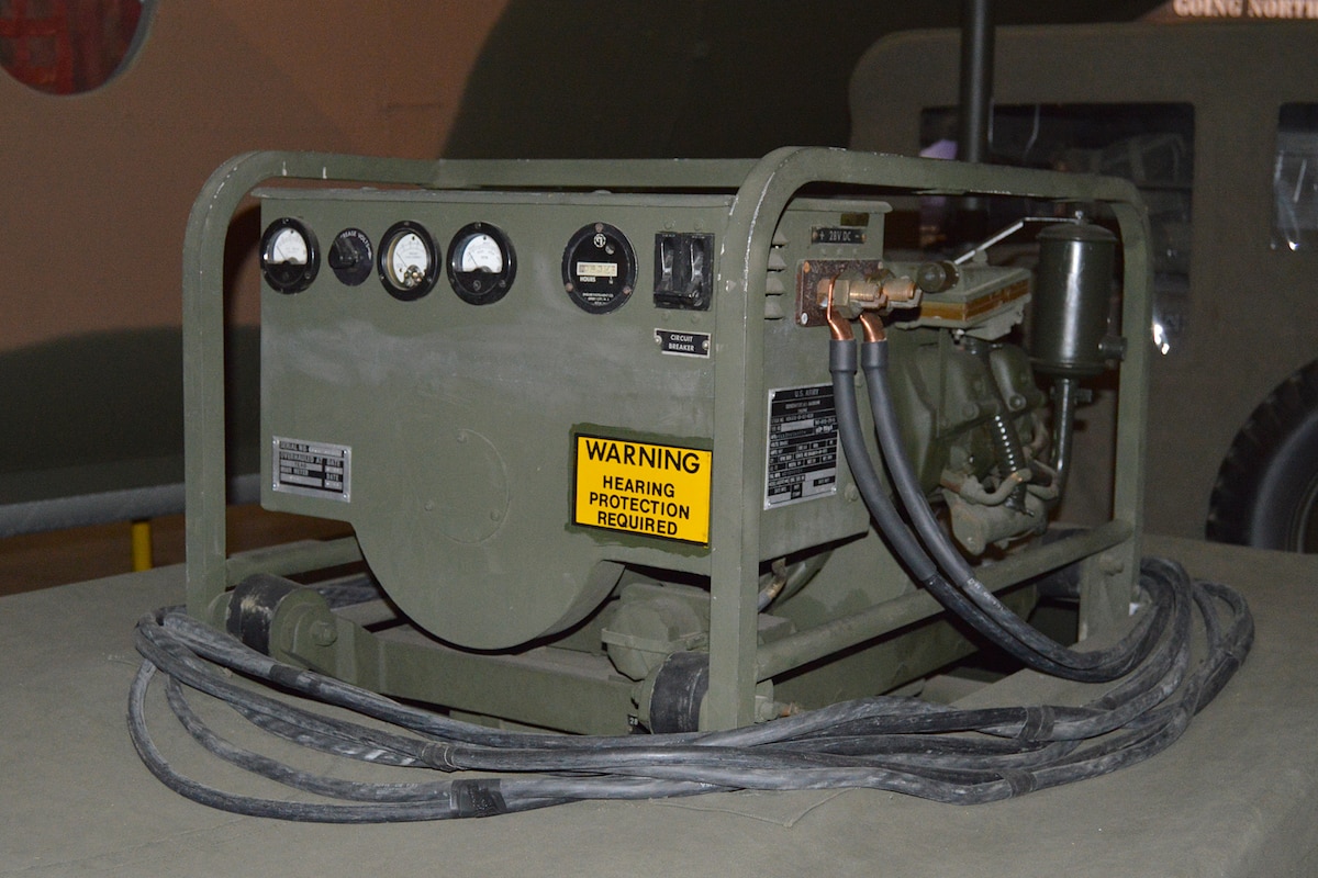 AN/MRC-108 Communications System > National Museum of the United States ...