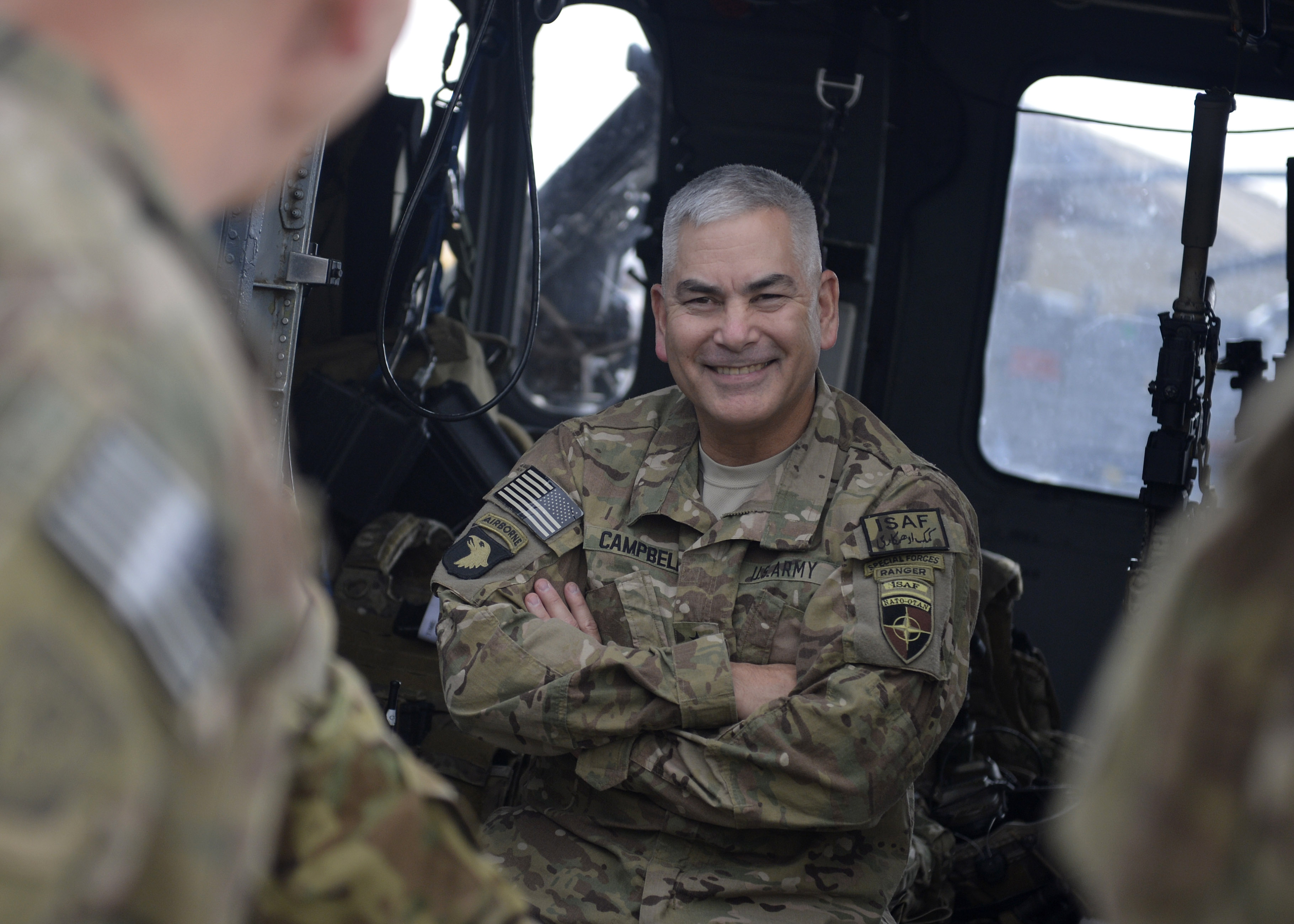 ISAF Commander visits Bagram > U.S. Air Forces Central > Display
