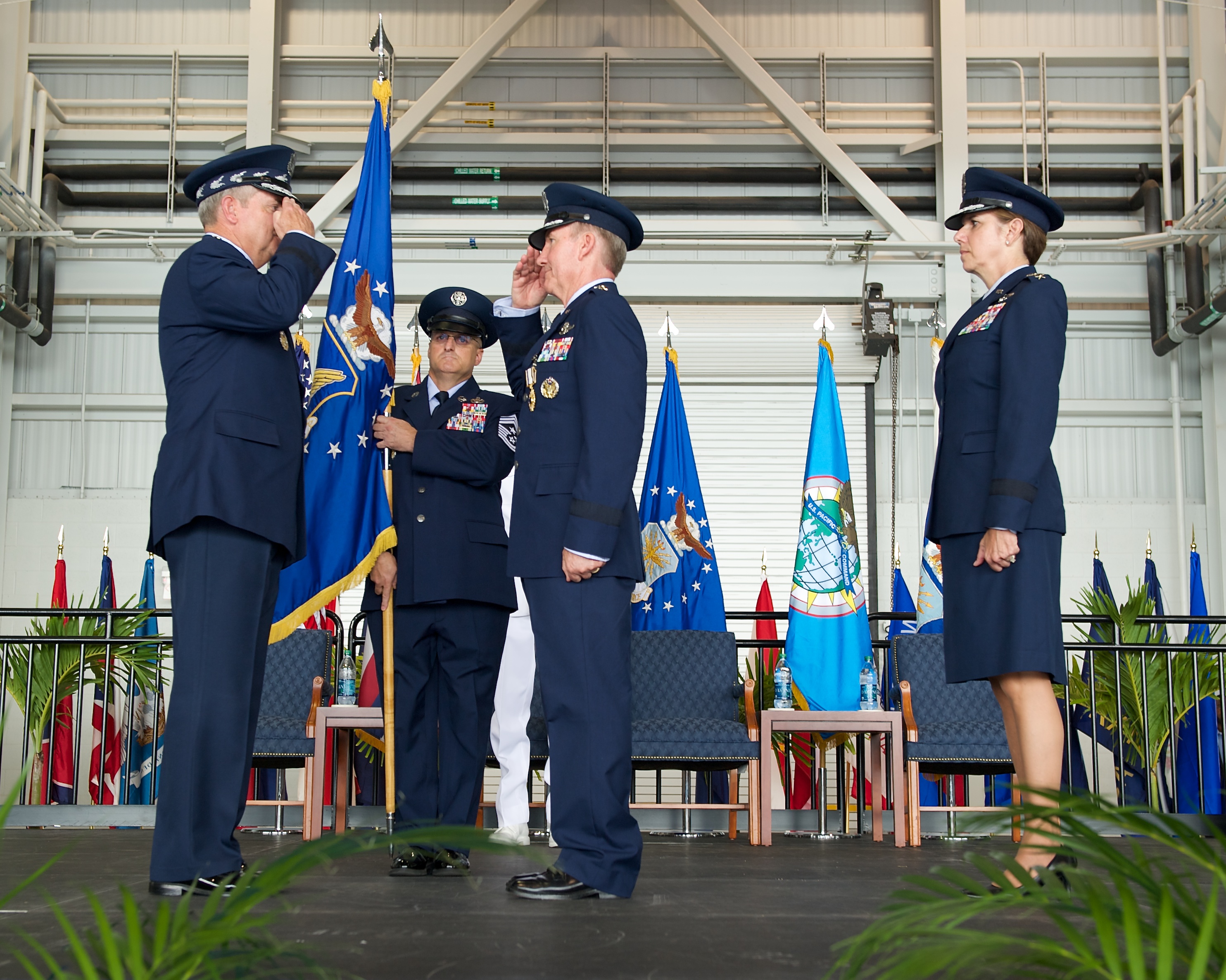 General Robinson takes command of PACAF > Pacific Air Forces > Article ...