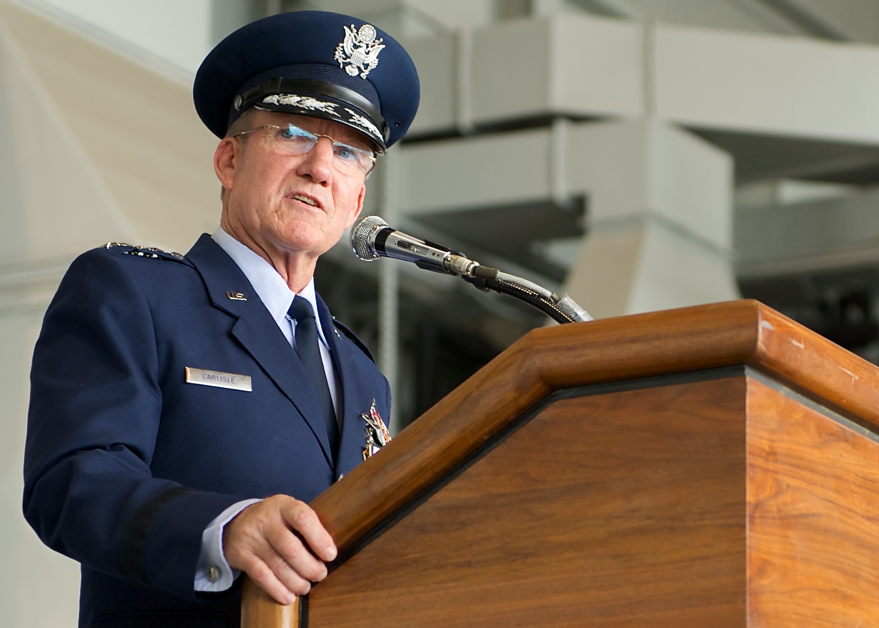 General Robinson takes command of PACAF